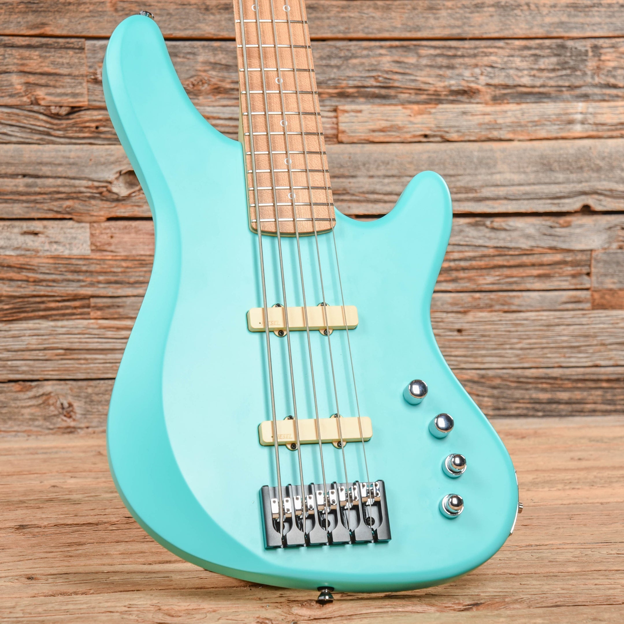 Kiesel Modern JB5 Satin Blue – Chicago Music Exchange