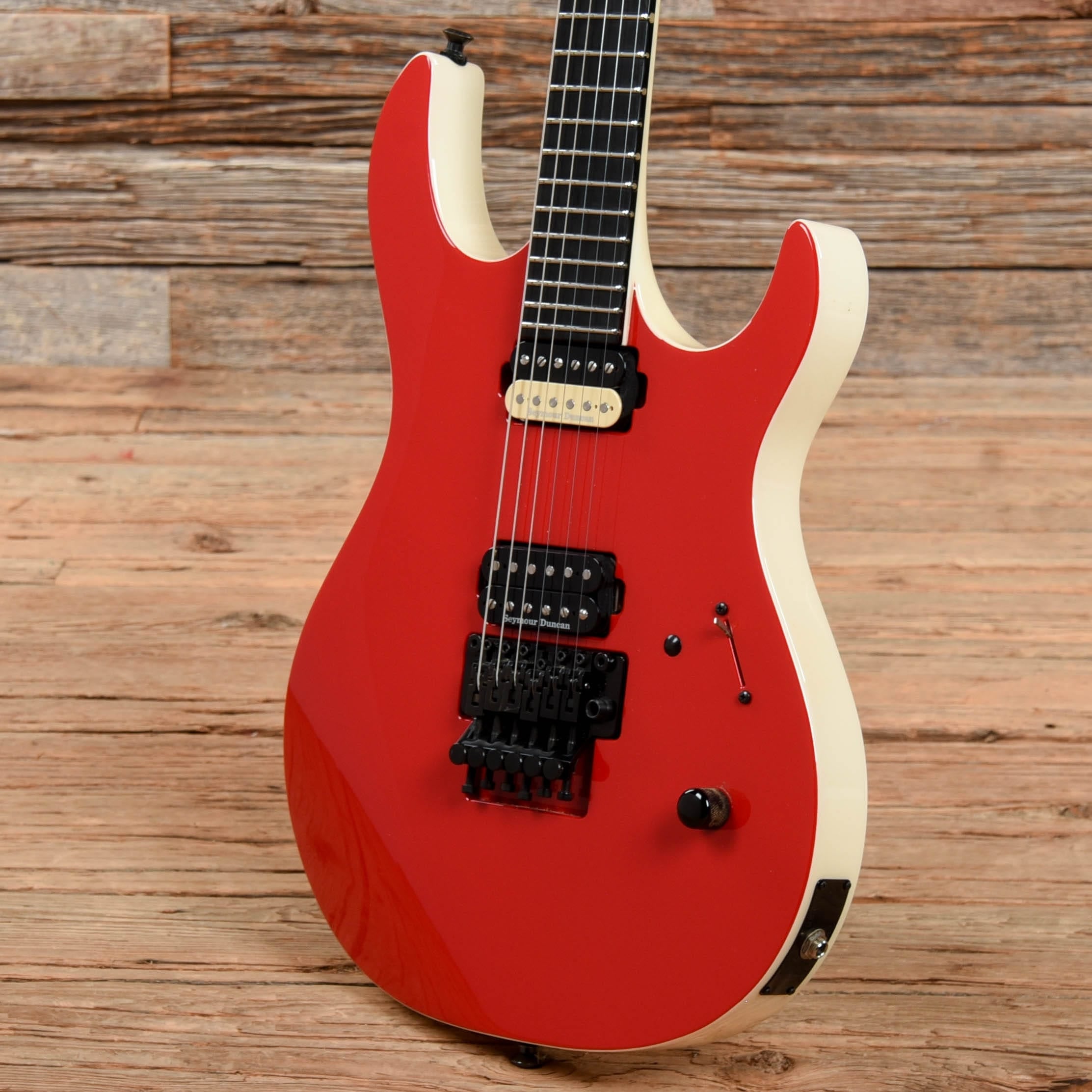 Kiesel DC600 Red – Chicago Music Exchange