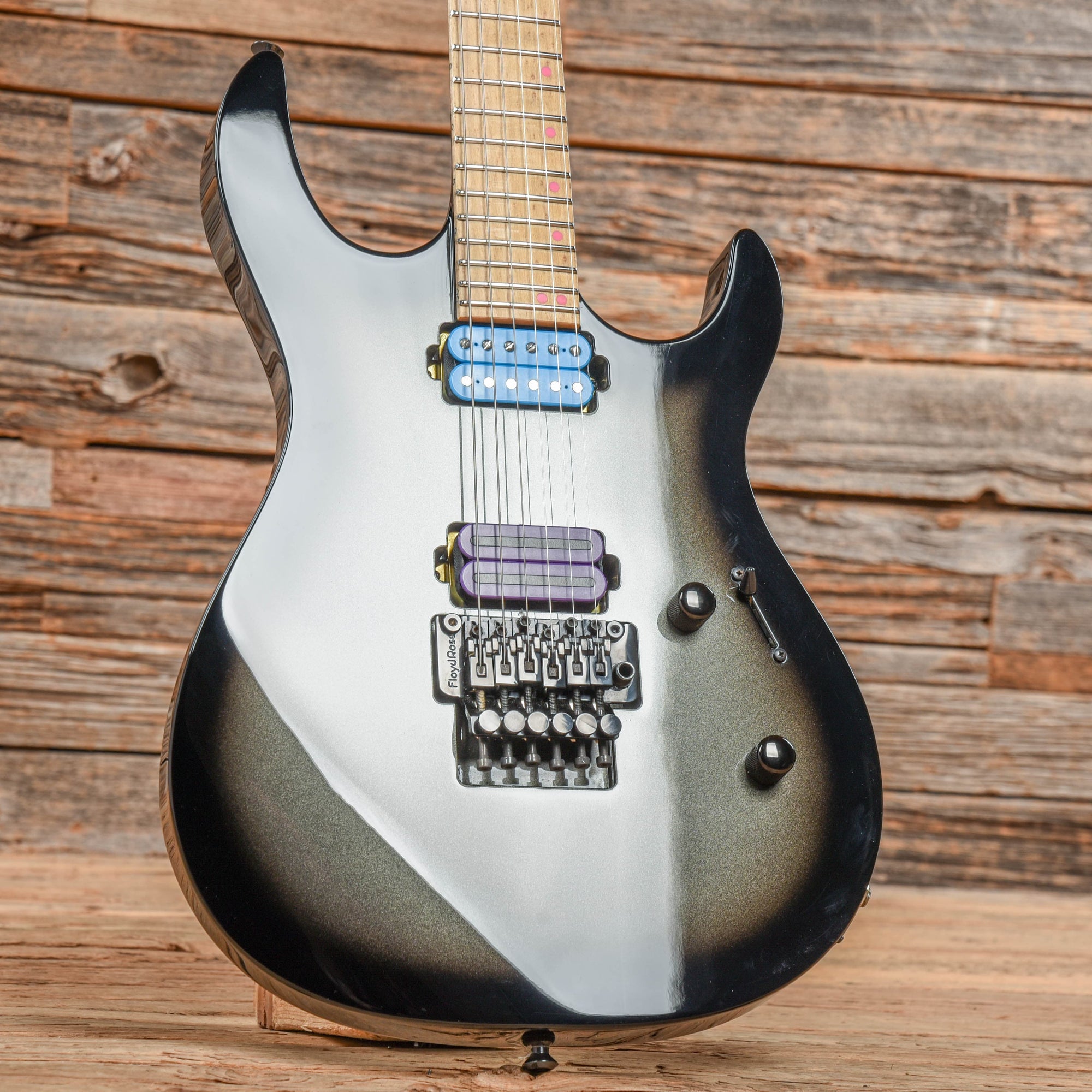 Kiesel DC600 Silverburst – Chicago Music Exchange