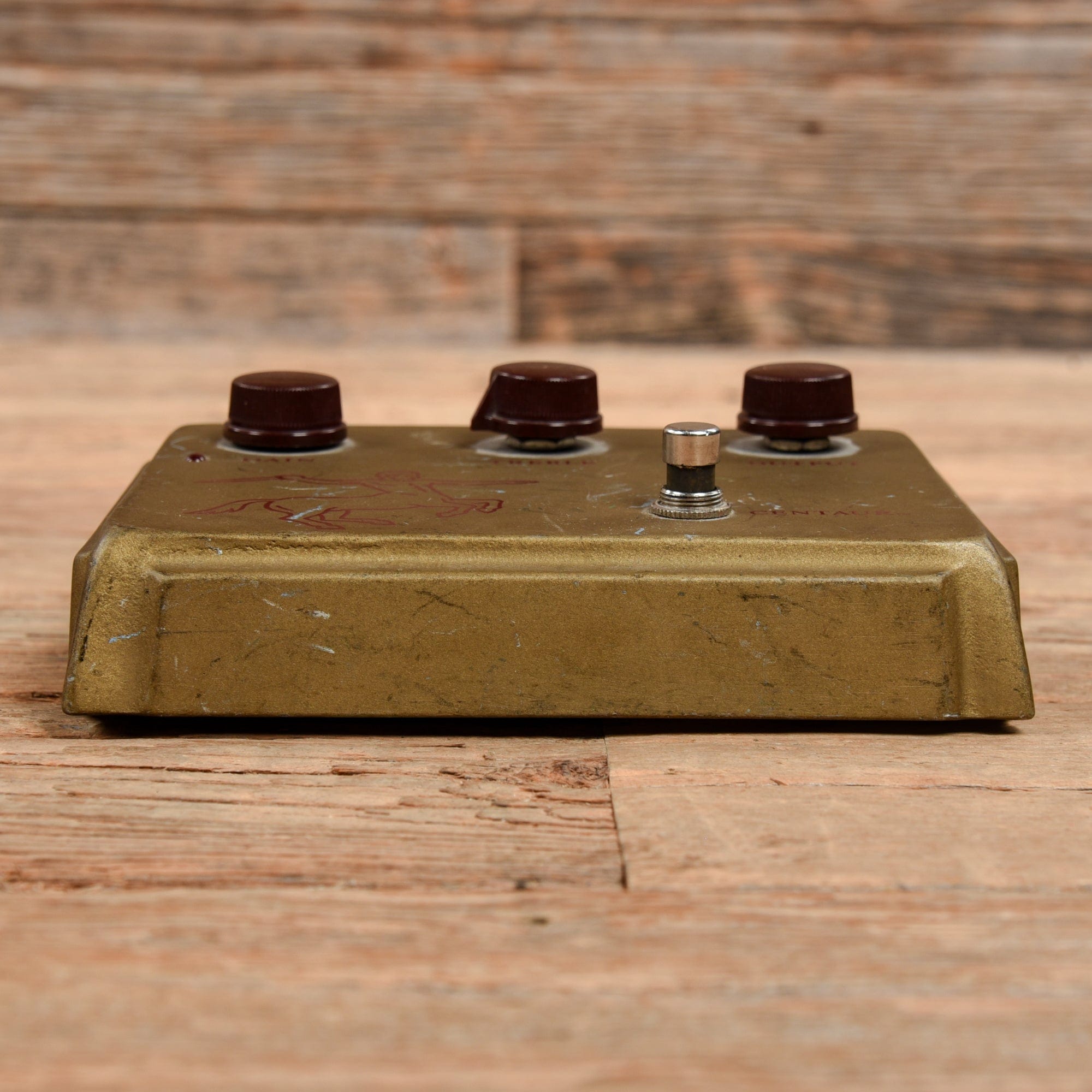 Klon Centaur Professional Overdrive Gold w/Horsie 1997 – Chicago Music ...