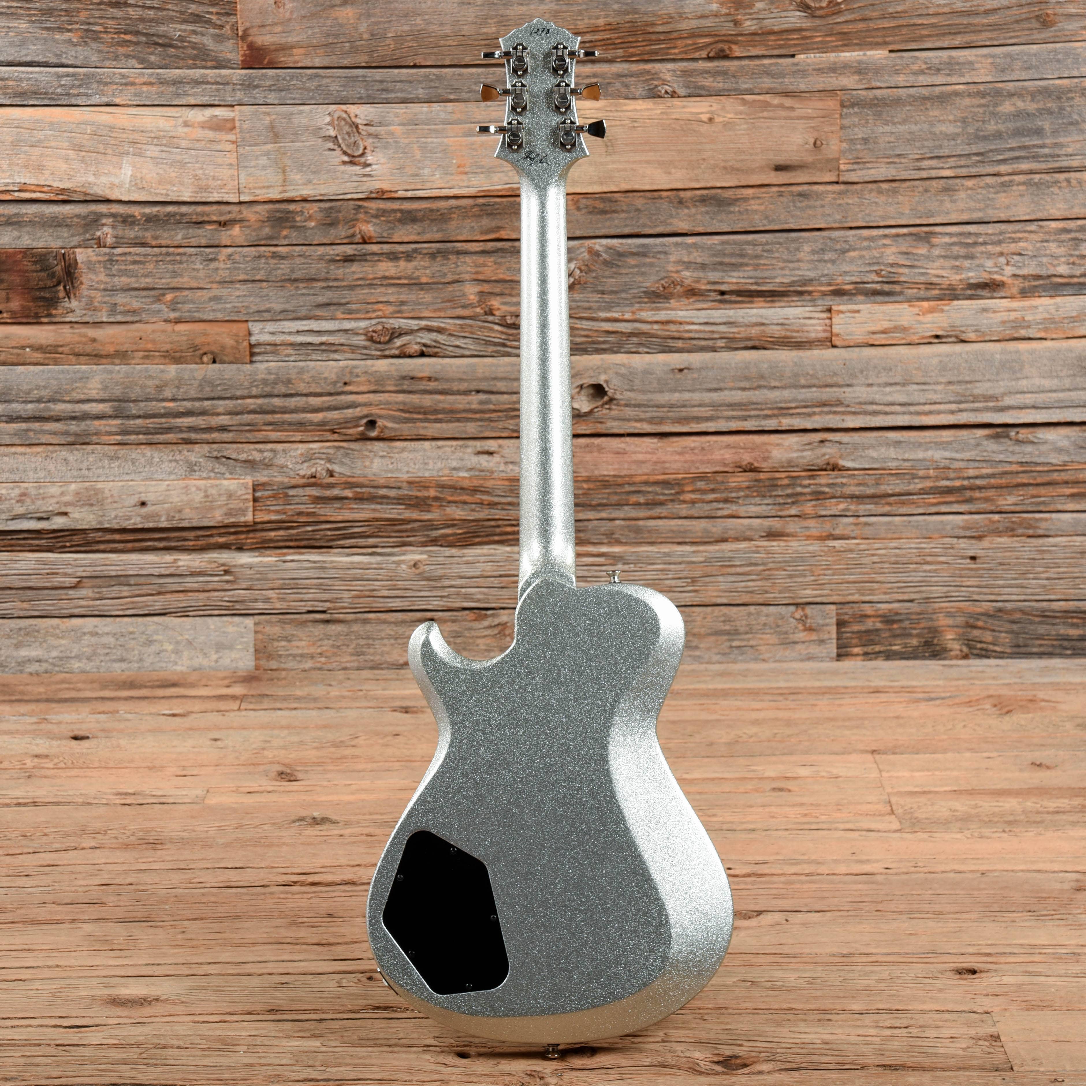 Knaggs Kenai Wraptail Silver Sparkle – Chicago Music Exchange