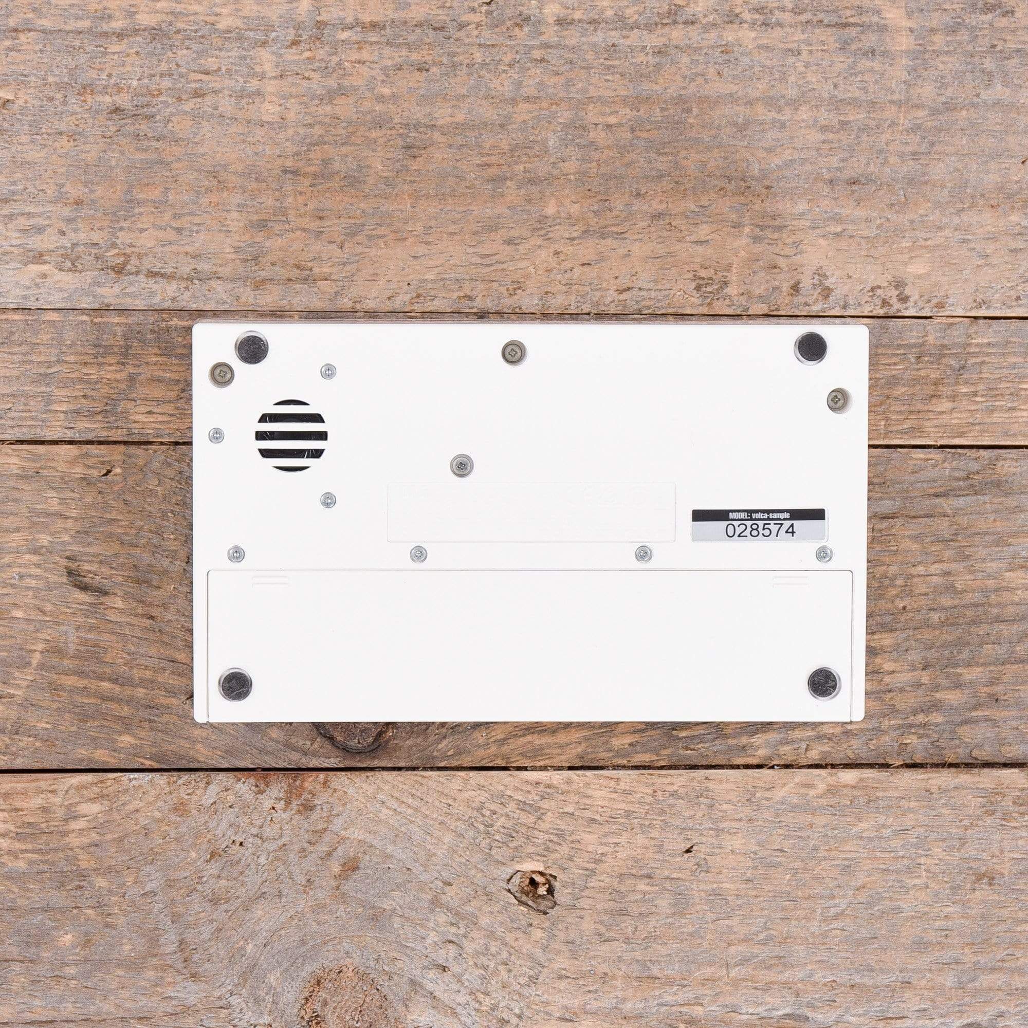 Korg Volca Sample Digital Sample Sequencer – Chicago Music Exchange