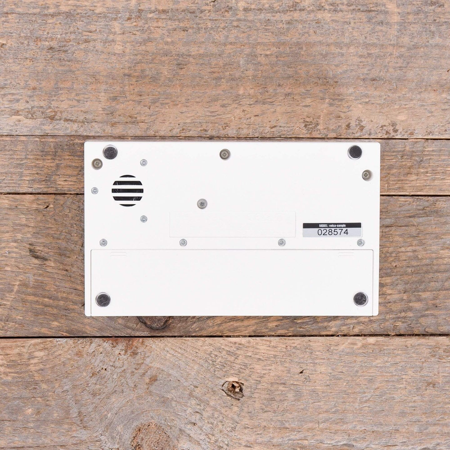 Korg Volca Sample Digital Sample Sequencer – Chicago Music Exchange