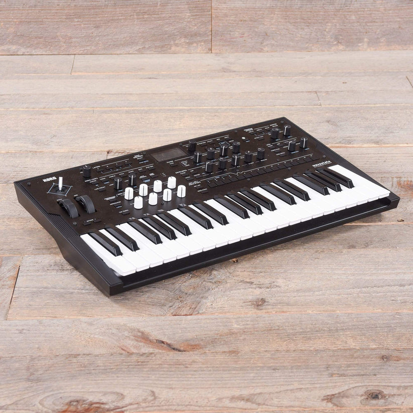 Korg Wavestate Digital Wave Sequencing Synth – Chicago Music Exchange