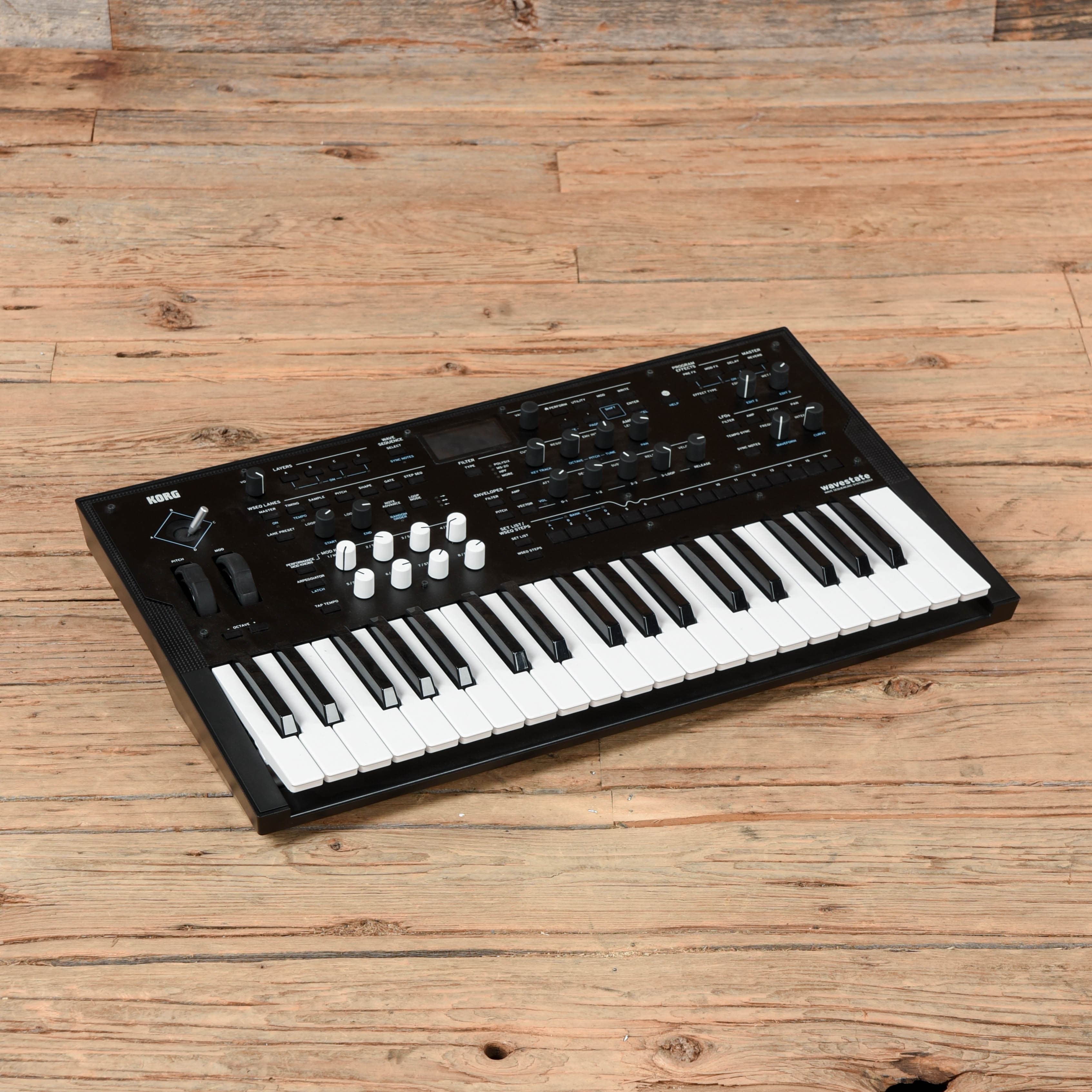 Korg Wavestate Digital Wave Sequencing Synth – Chicago Music Exchange