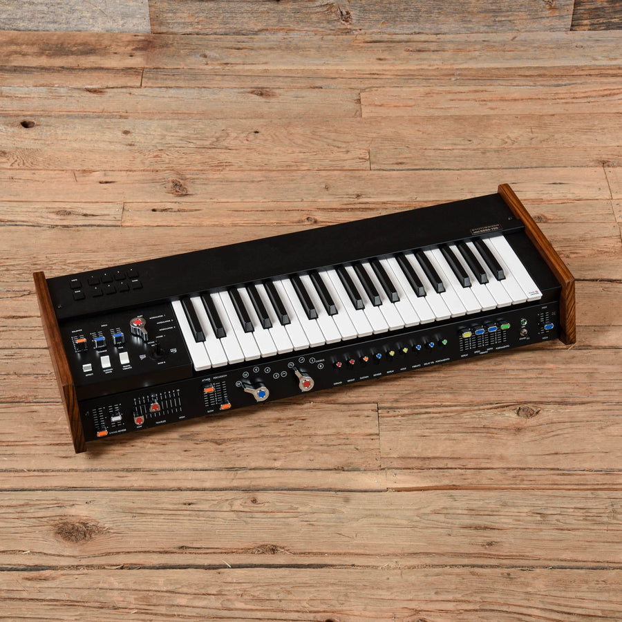 Keys & Synths - Used & Vintage – Chicago Music Exchange