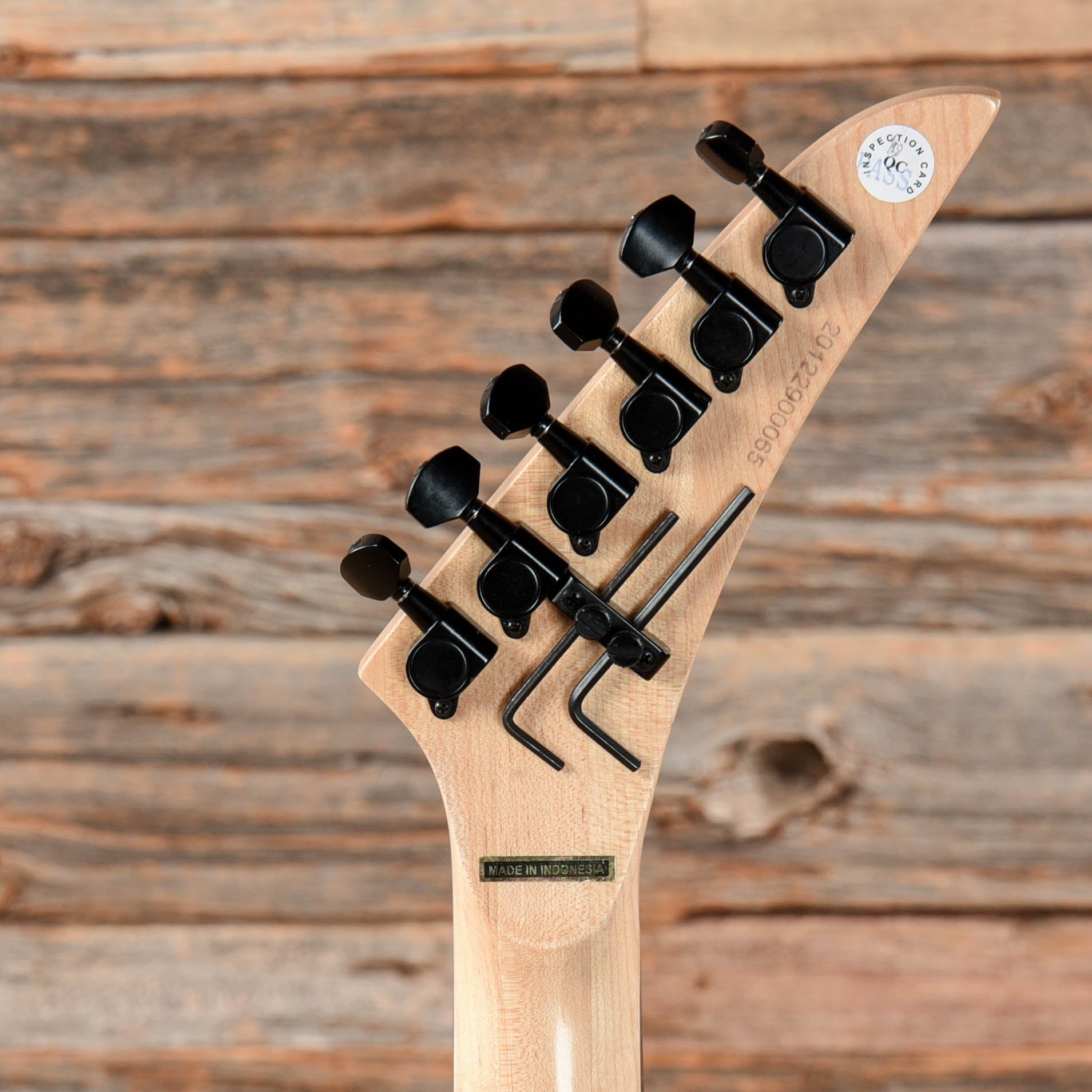 Kramer Snake Sabo Signature Baretta Green – Chicago Music Exchange