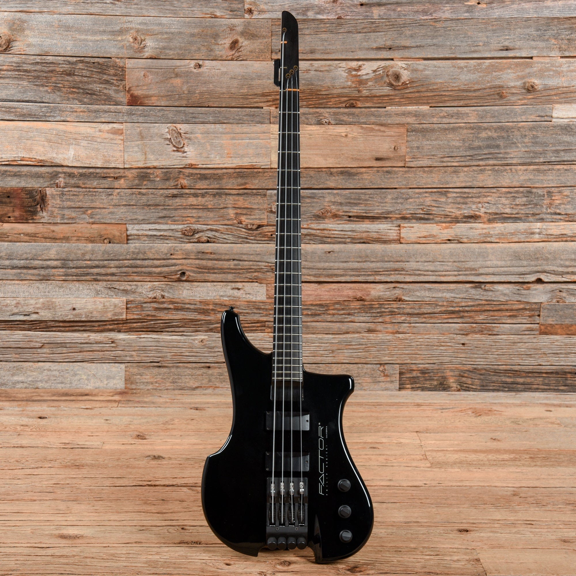 Kubicki Ex Factor Bass Black 1989 – Chicago Music Exchange