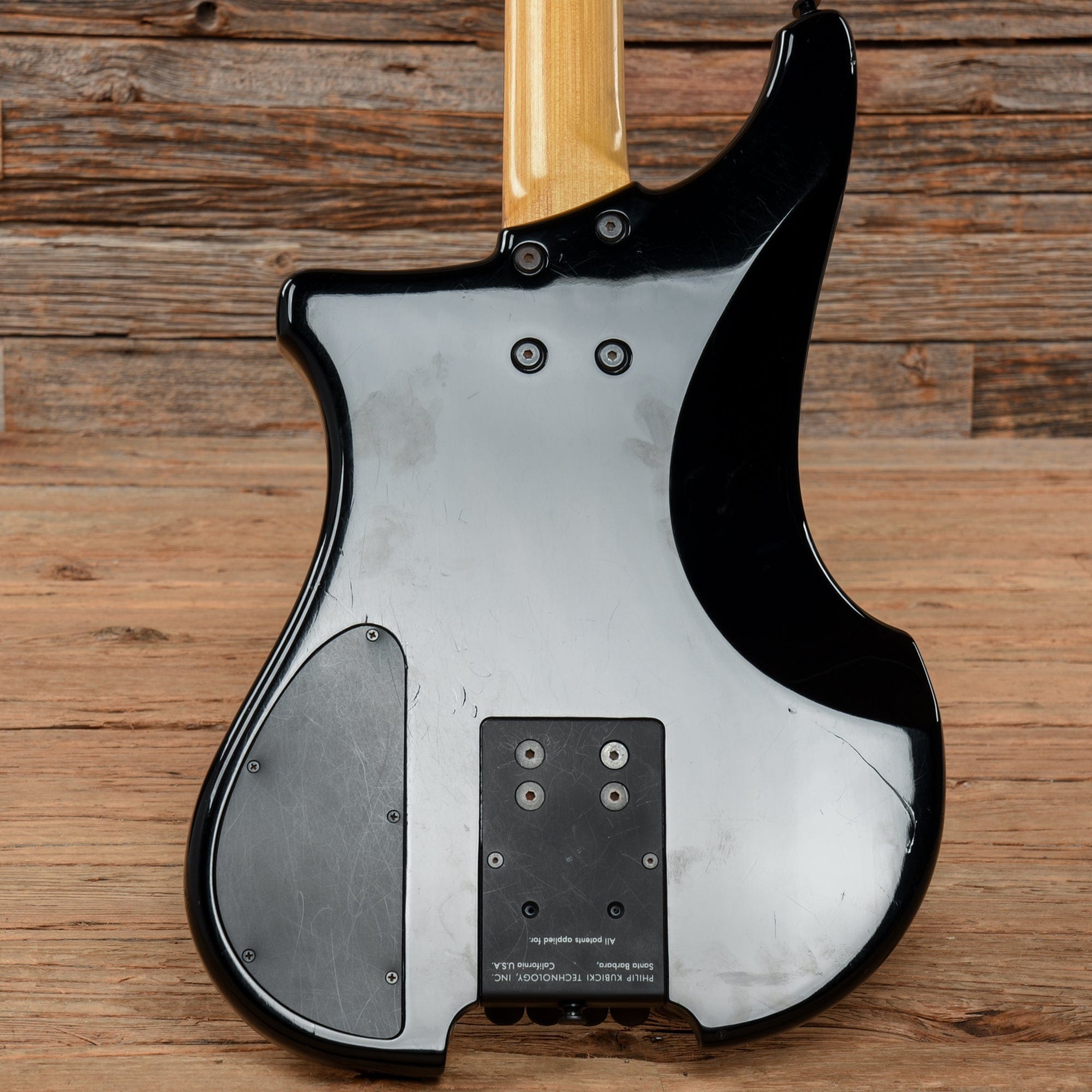 Kubicki Ex Factor Bass Black 1989 – Chicago Music Exchange