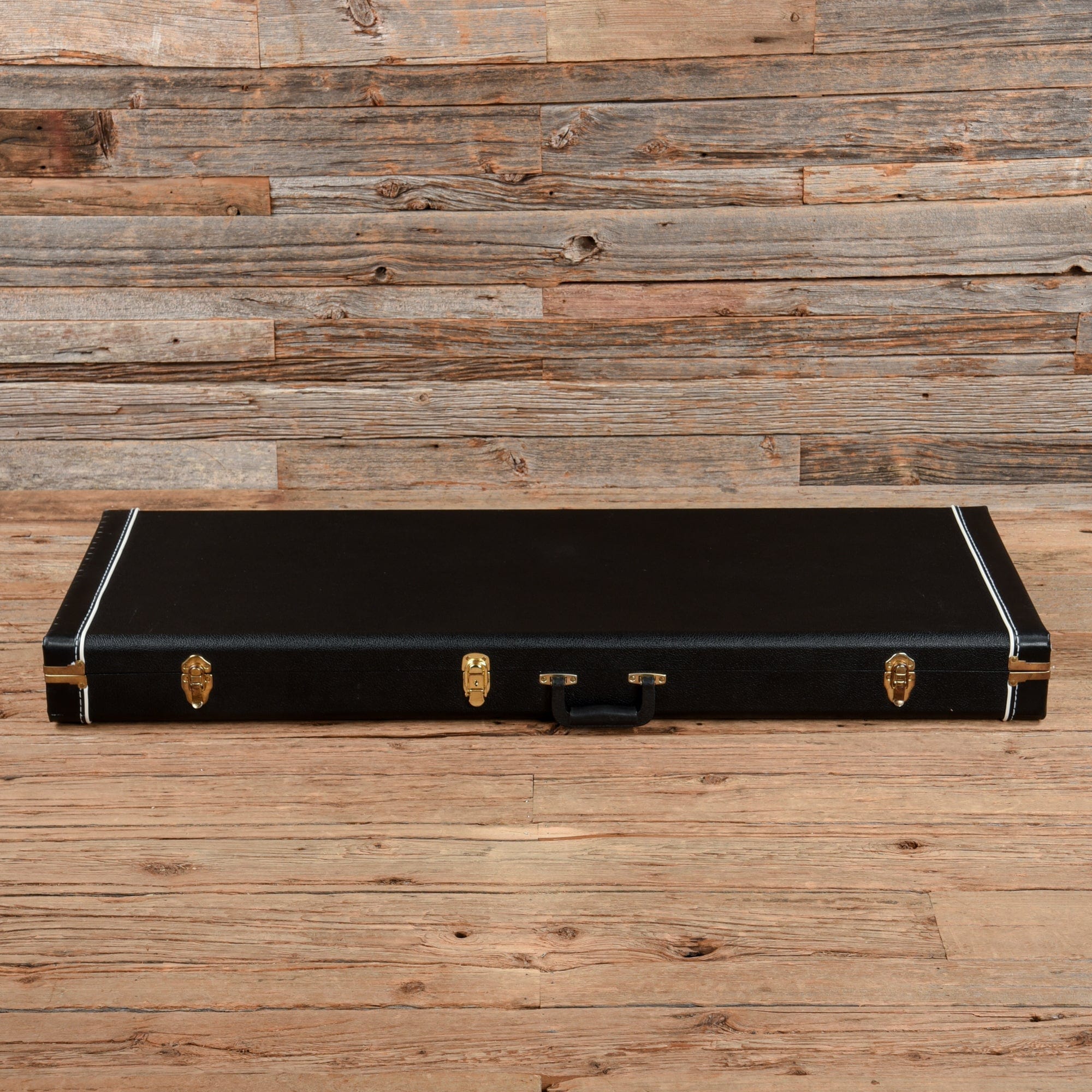 Kurt Wilson Korina Flying V Natural – Chicago Music Exchange