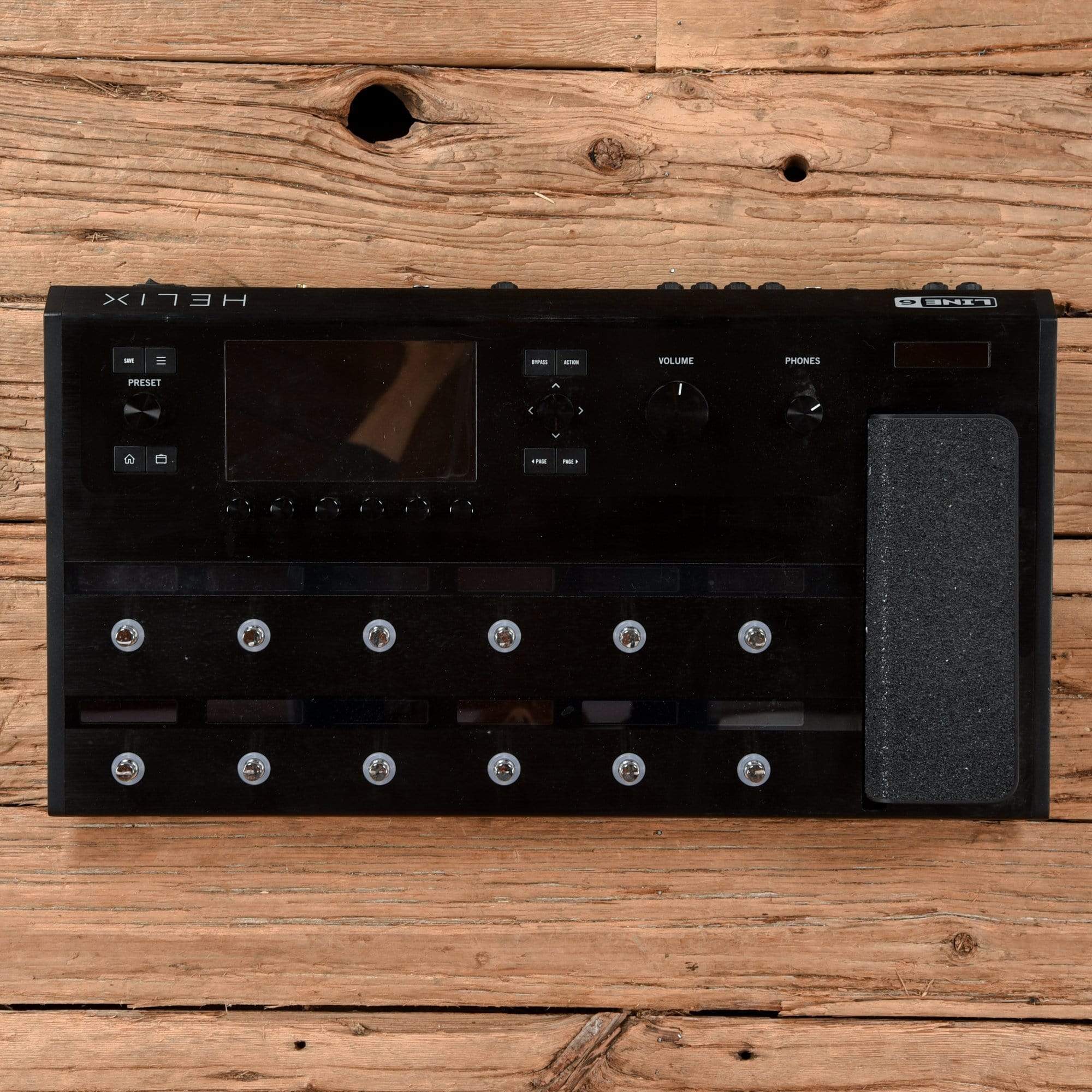 Line 6 Helix Floor Multi-Effect and Amp Modeler – Chicago Music Exchange
