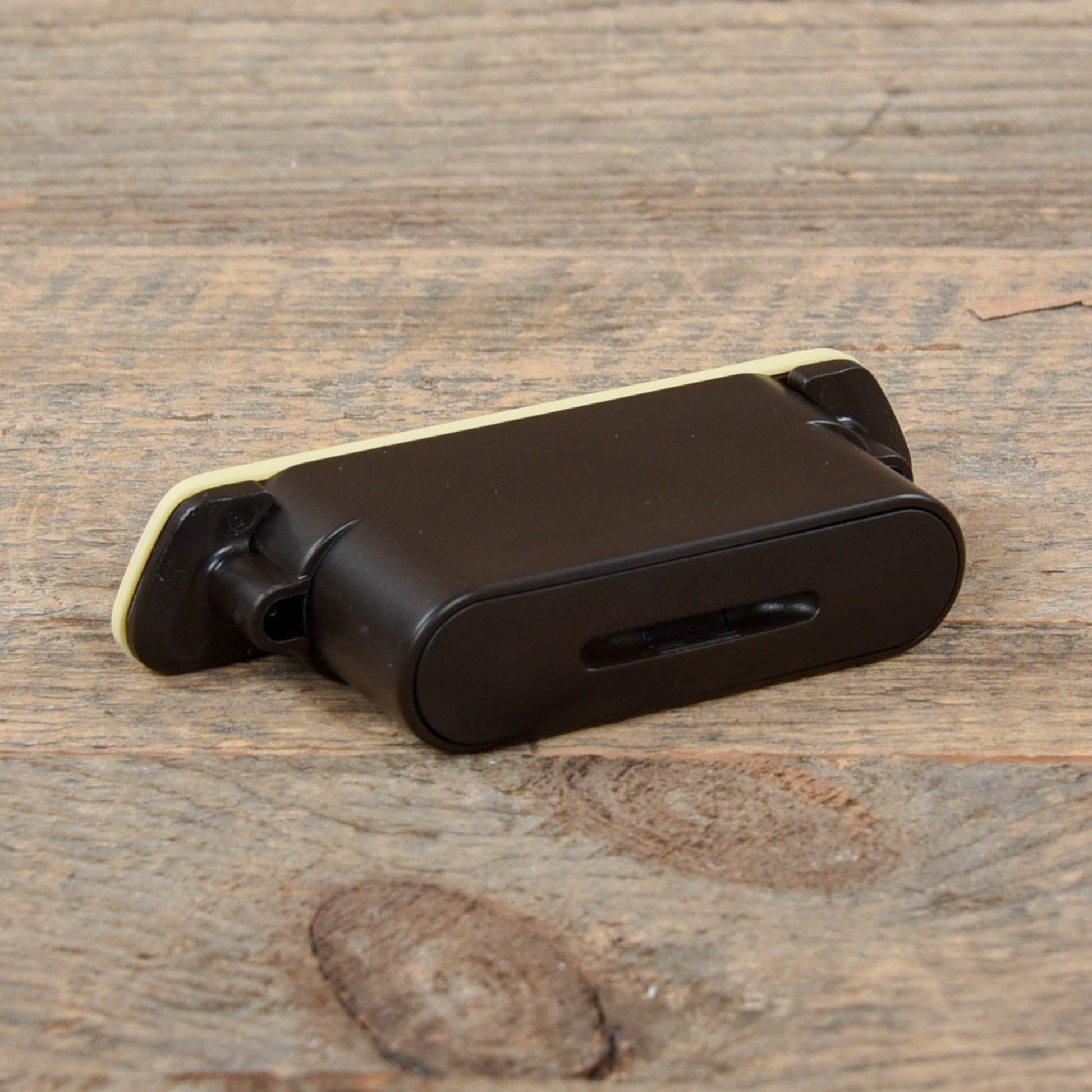 LR Baggs M1 Passive Soundhole Pickup – Chicago Music Exchange