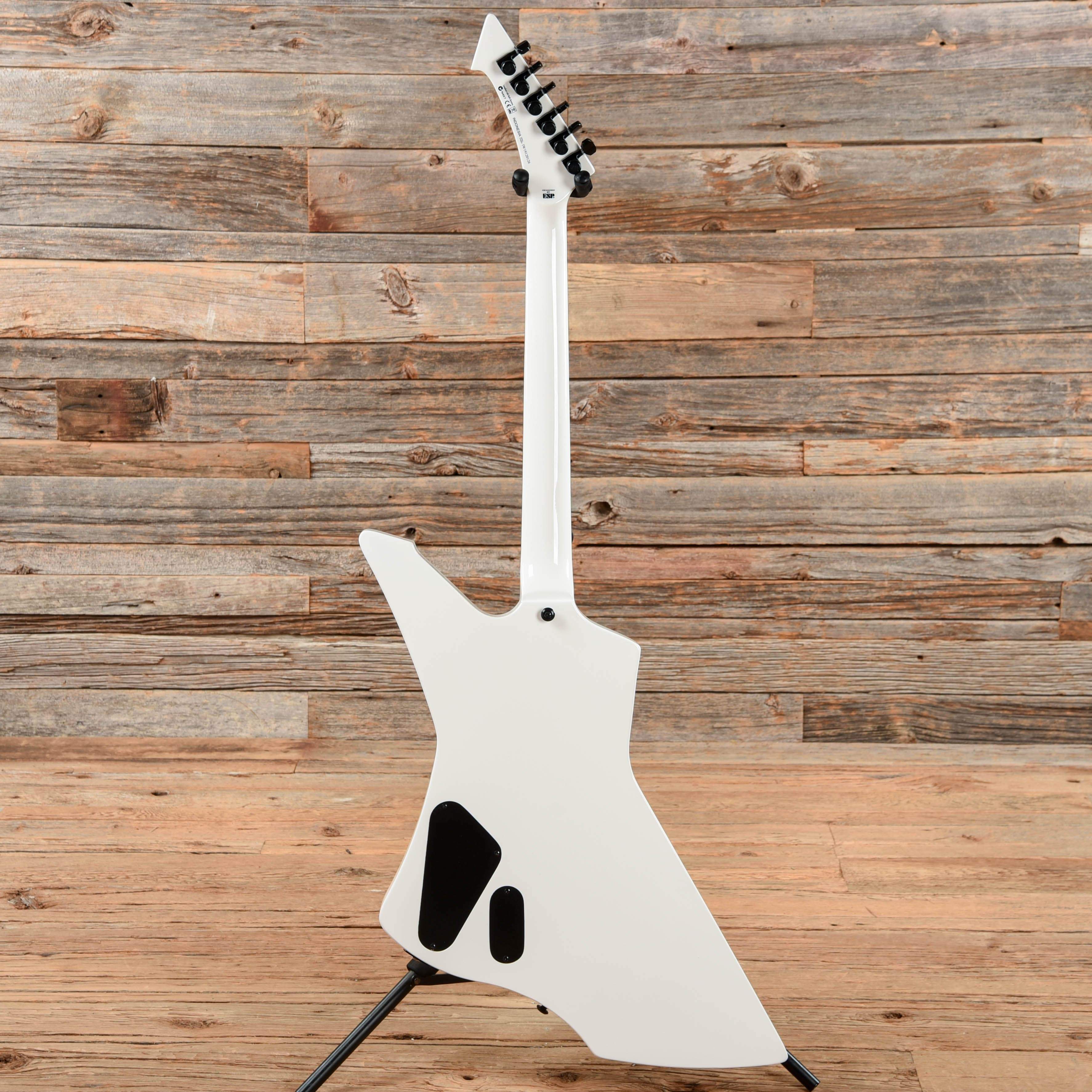 LTD Snakebyte James Hetfield Signature Snow White 2019 – Chicago Music ...