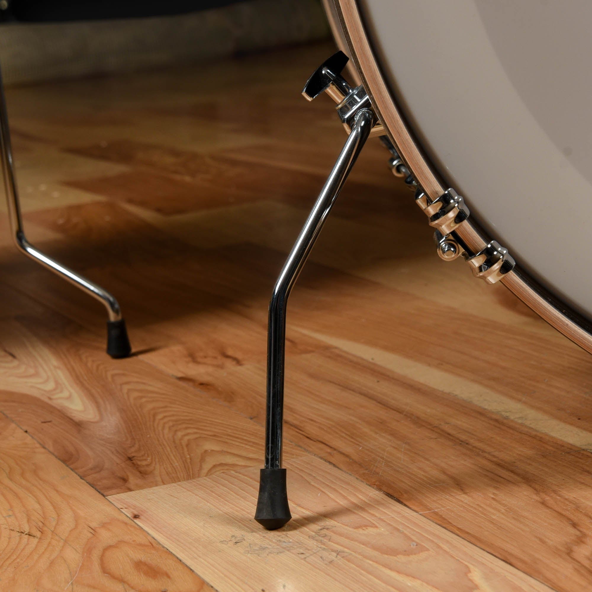 Ludwig Classic Maple 13/16/24 3pc. Drum Kit Black Cortex w/Bamboo Stra ...