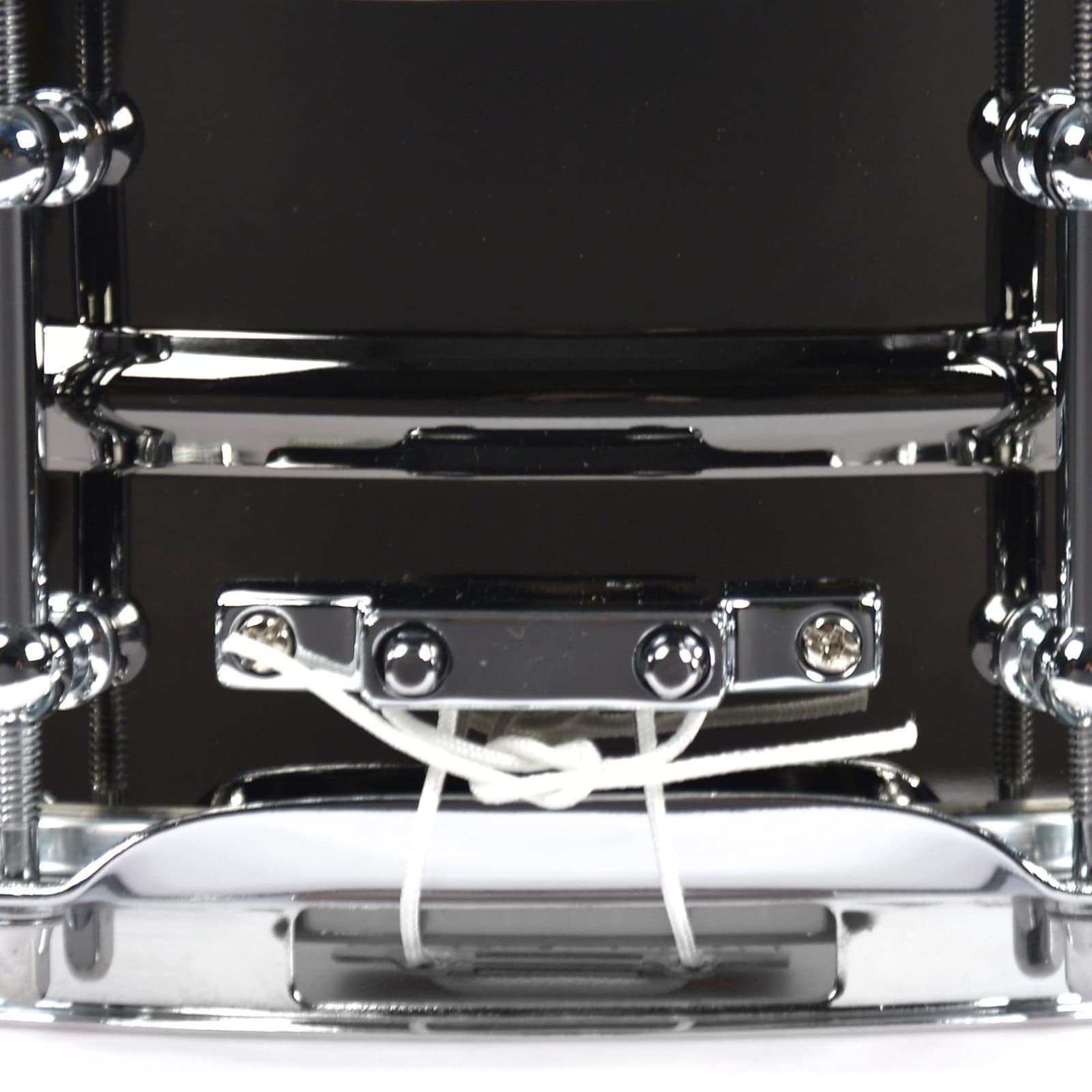 Ludwig 5.5x14 Black Magic Snare Drum w/Chrome Hdw – Chicago Music Exchange
