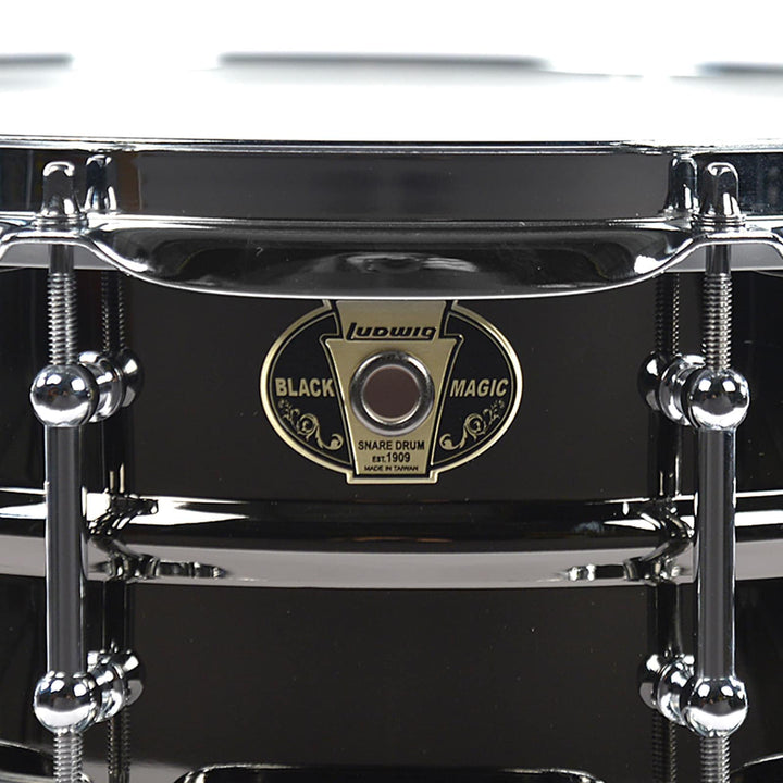 Ludwig 5.5x14 Black Magic Snare Drum w/Chrome Hdw – Chicago Music Exchange