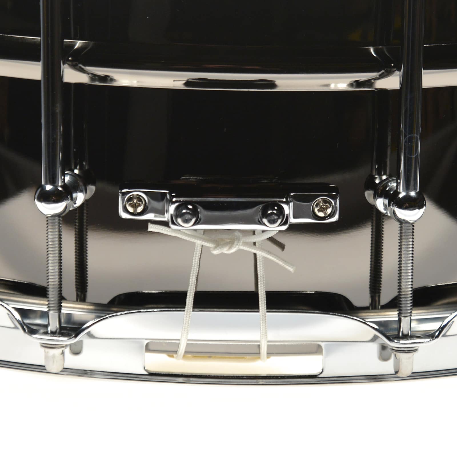 Ludwig 8x14 Black Magic Snare Drum w/Chrome Hdw – Chicago Music Exchange