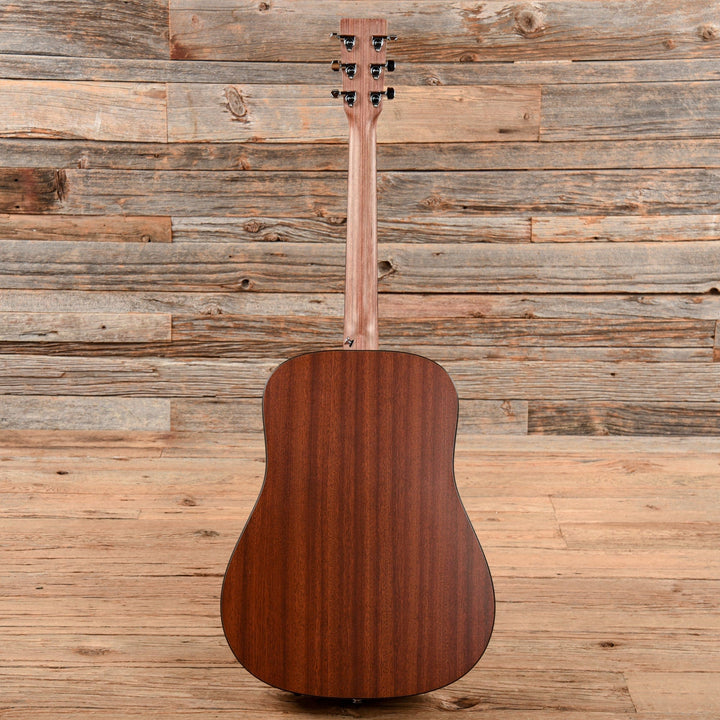 Martin Custom X Series Natural – Chicago Music Exchange