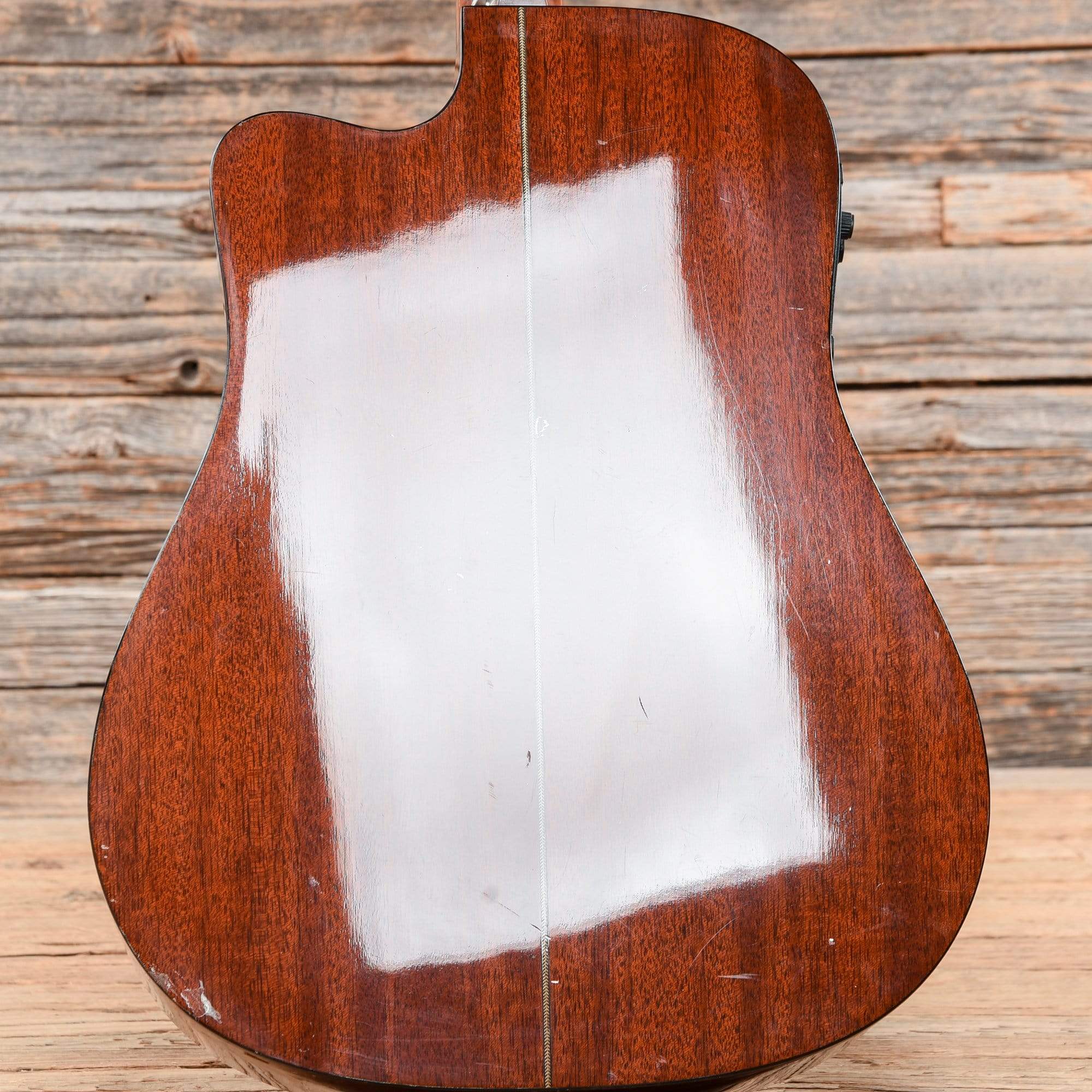 Martin DC-16E Natural 1998 – Chicago Music Exchange