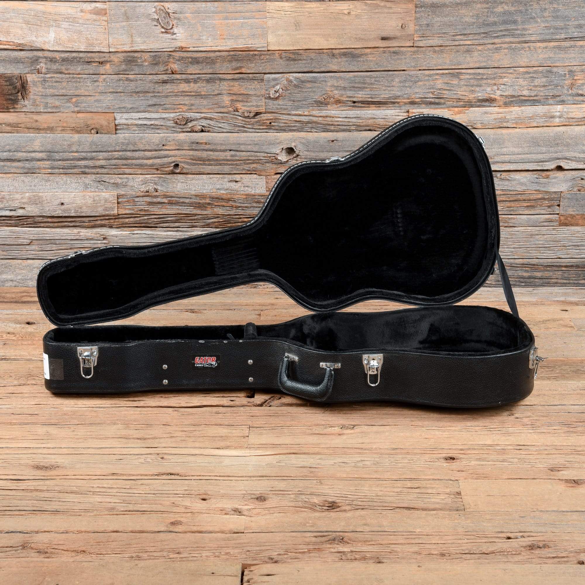 Martin DCPA5K Natural – Chicago Music Exchange