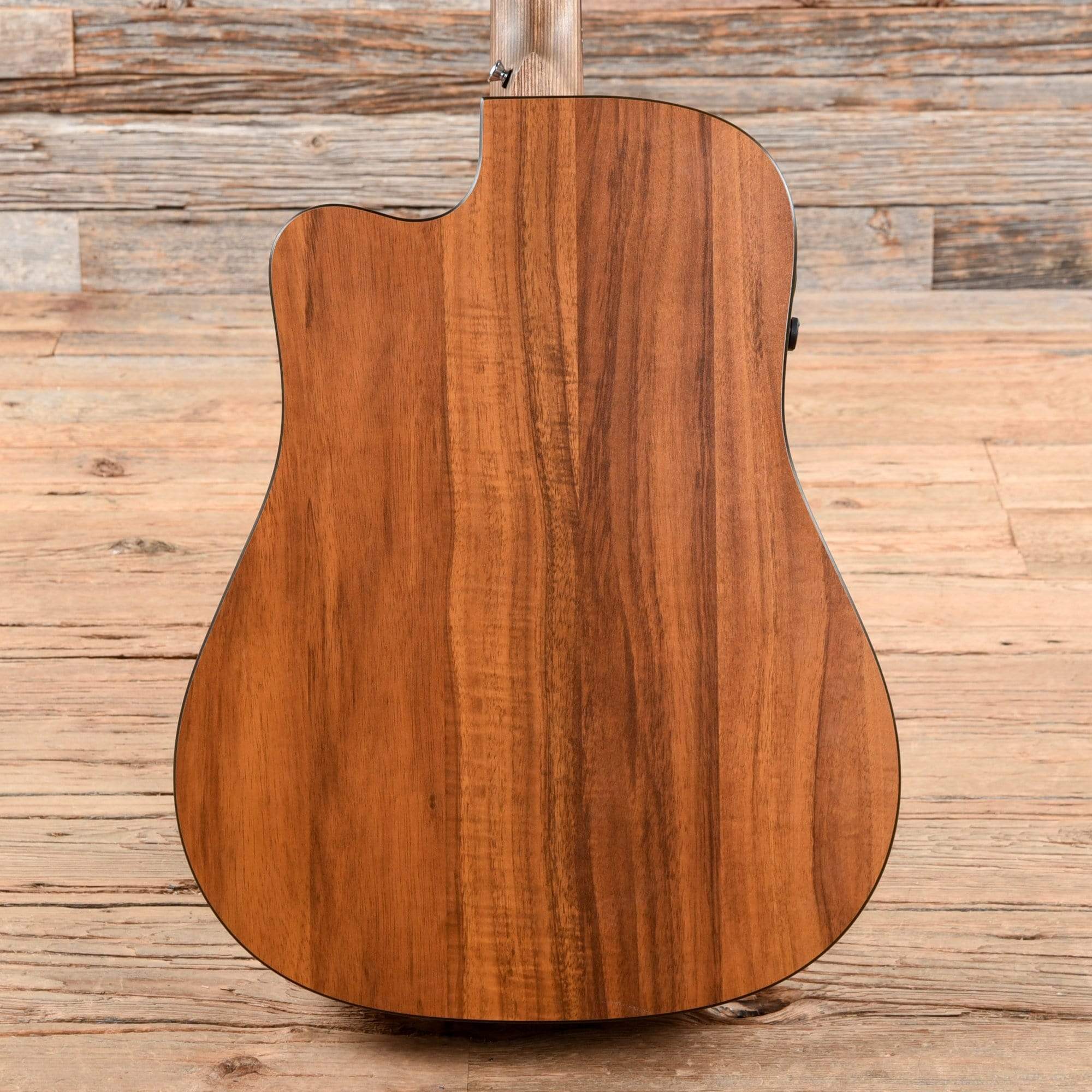 Martin DCPA5K Natural – Chicago Music Exchange