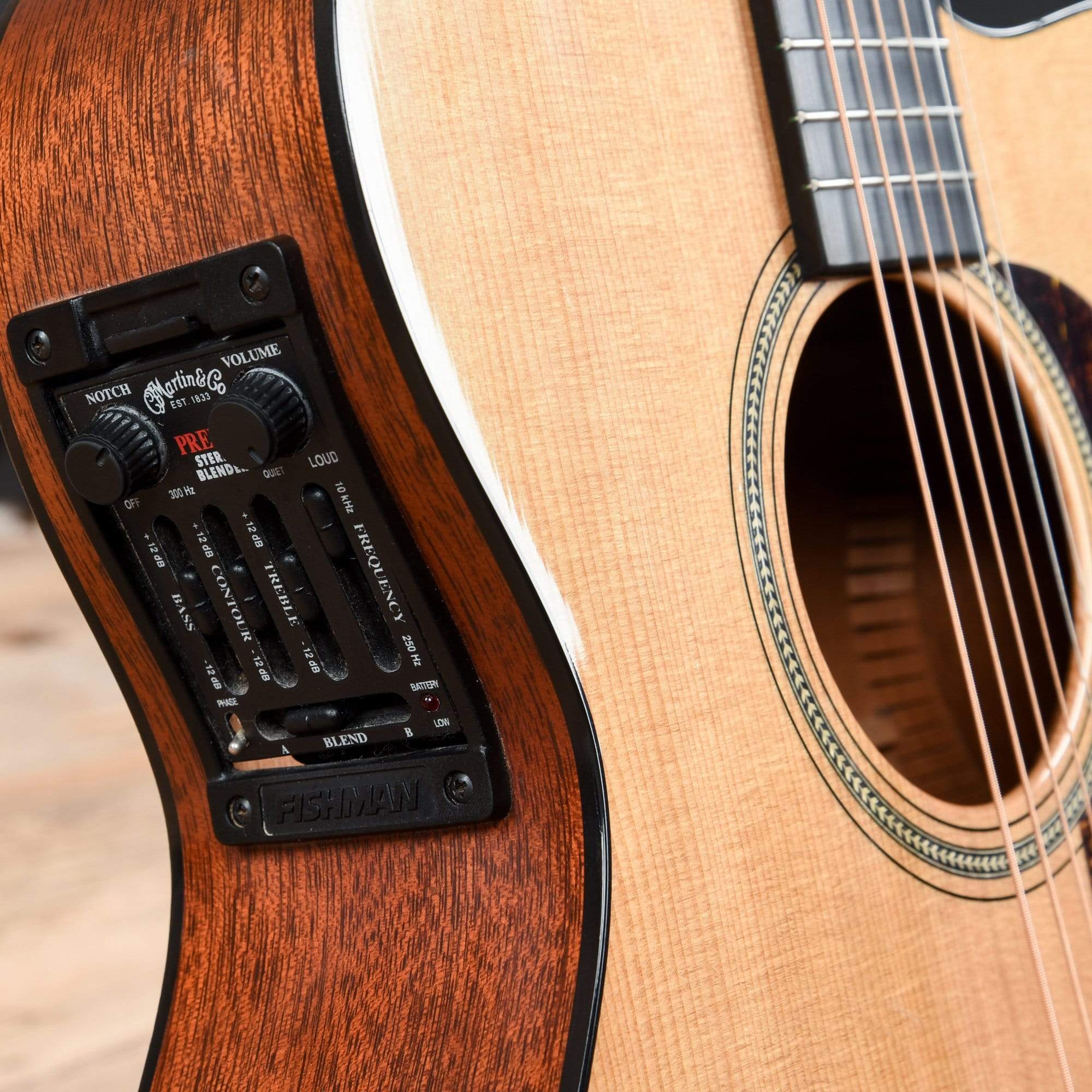 Martin 000C-16GTE Natural 2002 – Chicago Music Exchange