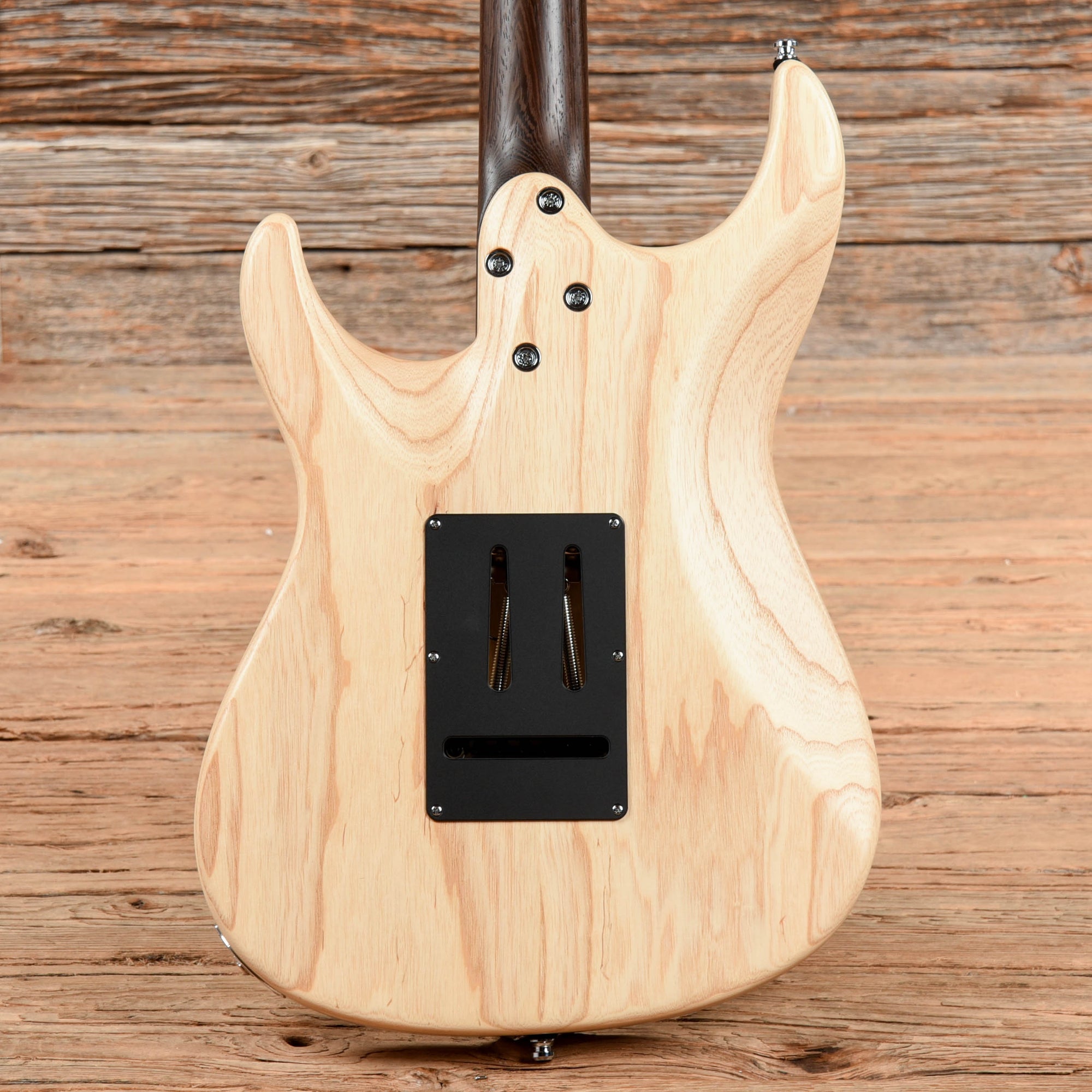 Mayones Aquila HSS Black Gradient – Chicago Music Exchange