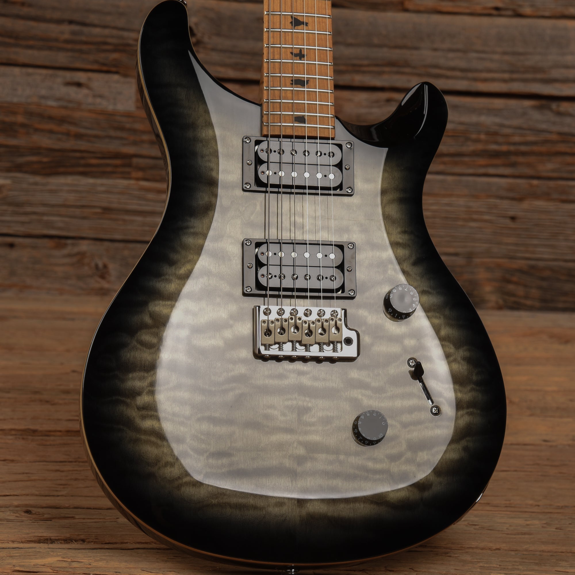 PRS SE Limited Edition Custom 24 w/Roasted Maple Neck Transparent Blac ...