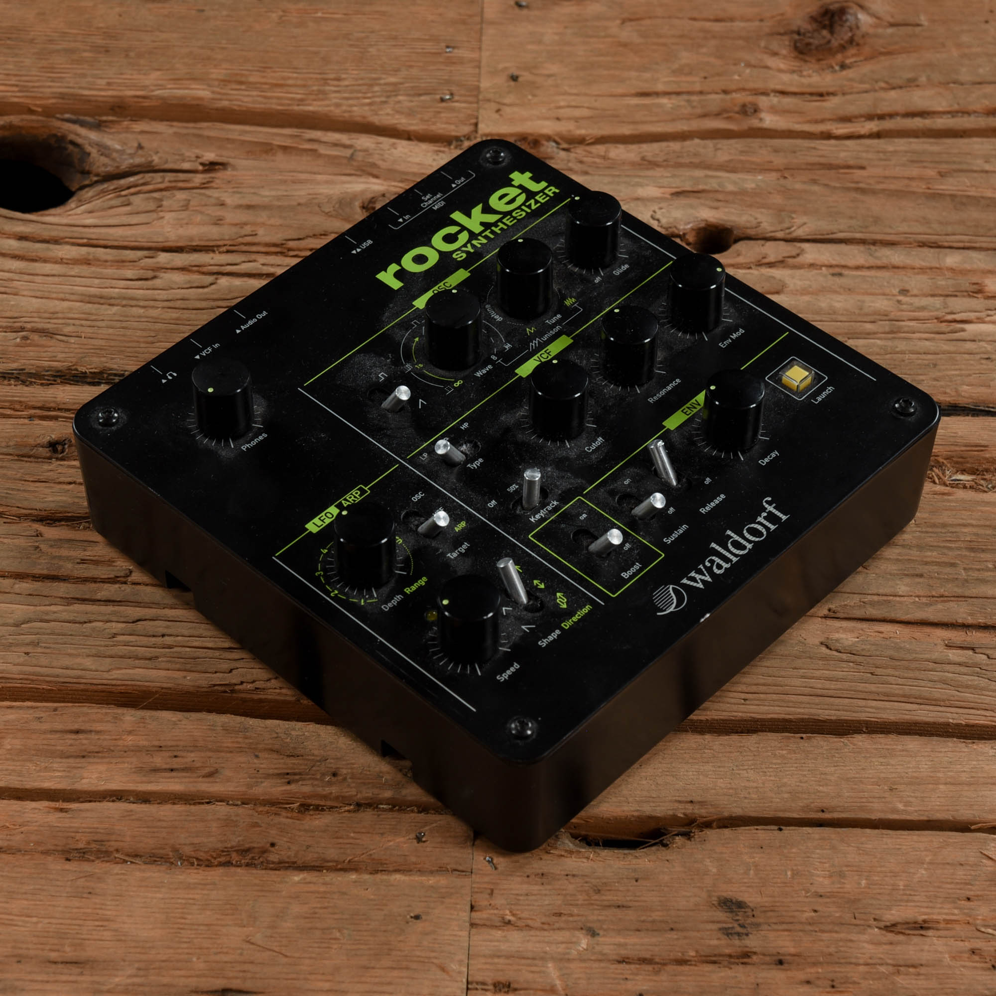Waldorf Rocket Synth – Chicago Music Exchange