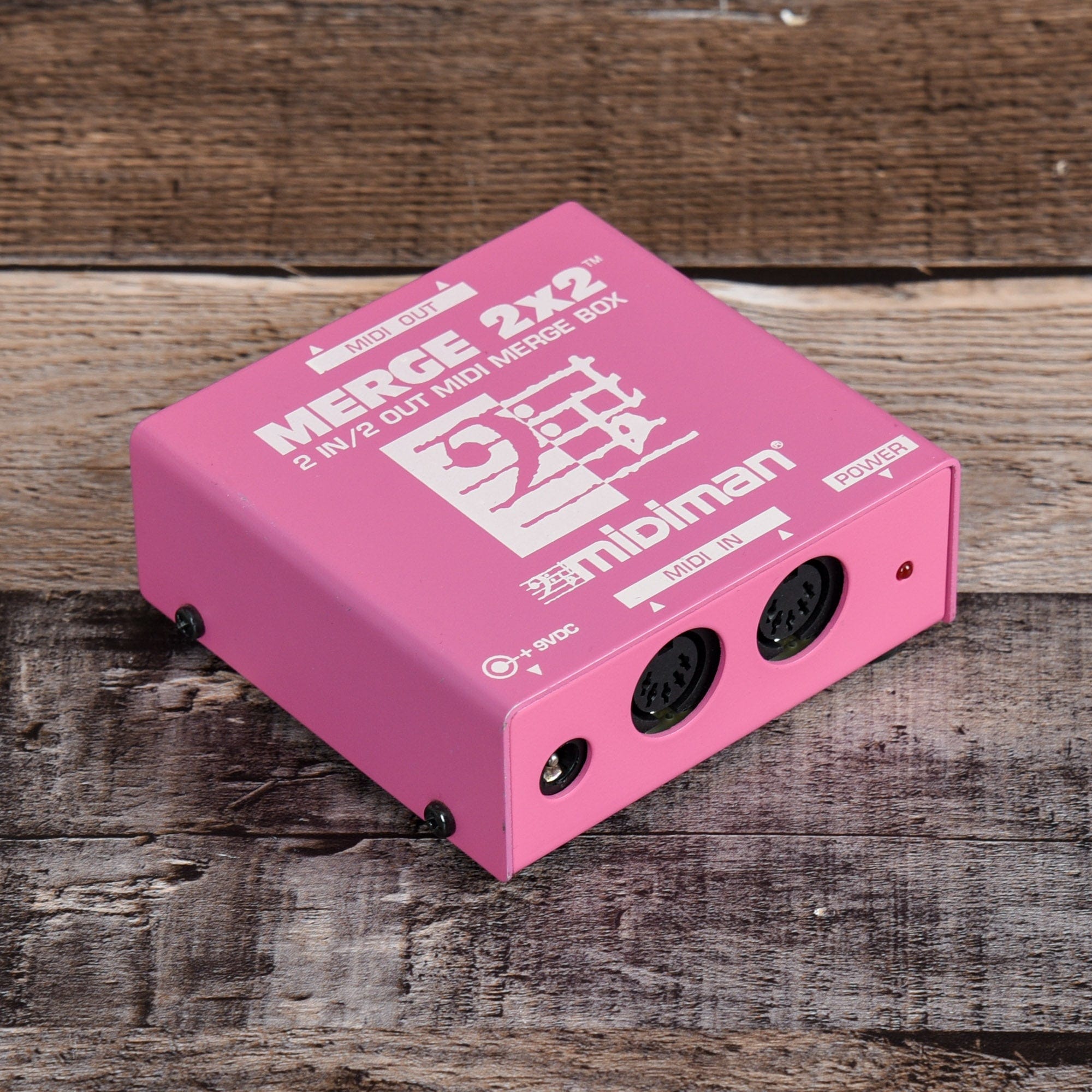 Midiman Merge 2x2 MIDI Merge Box – Chicago Music Exchange