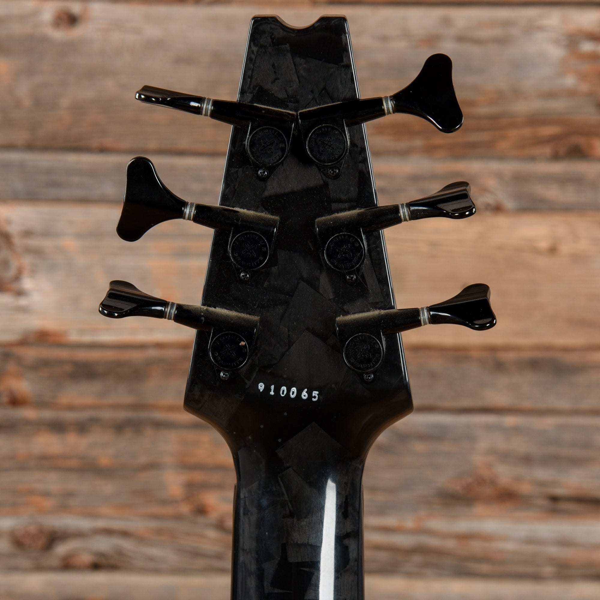 Modulus Quantum 6 1991 – Chicago Music Exchange