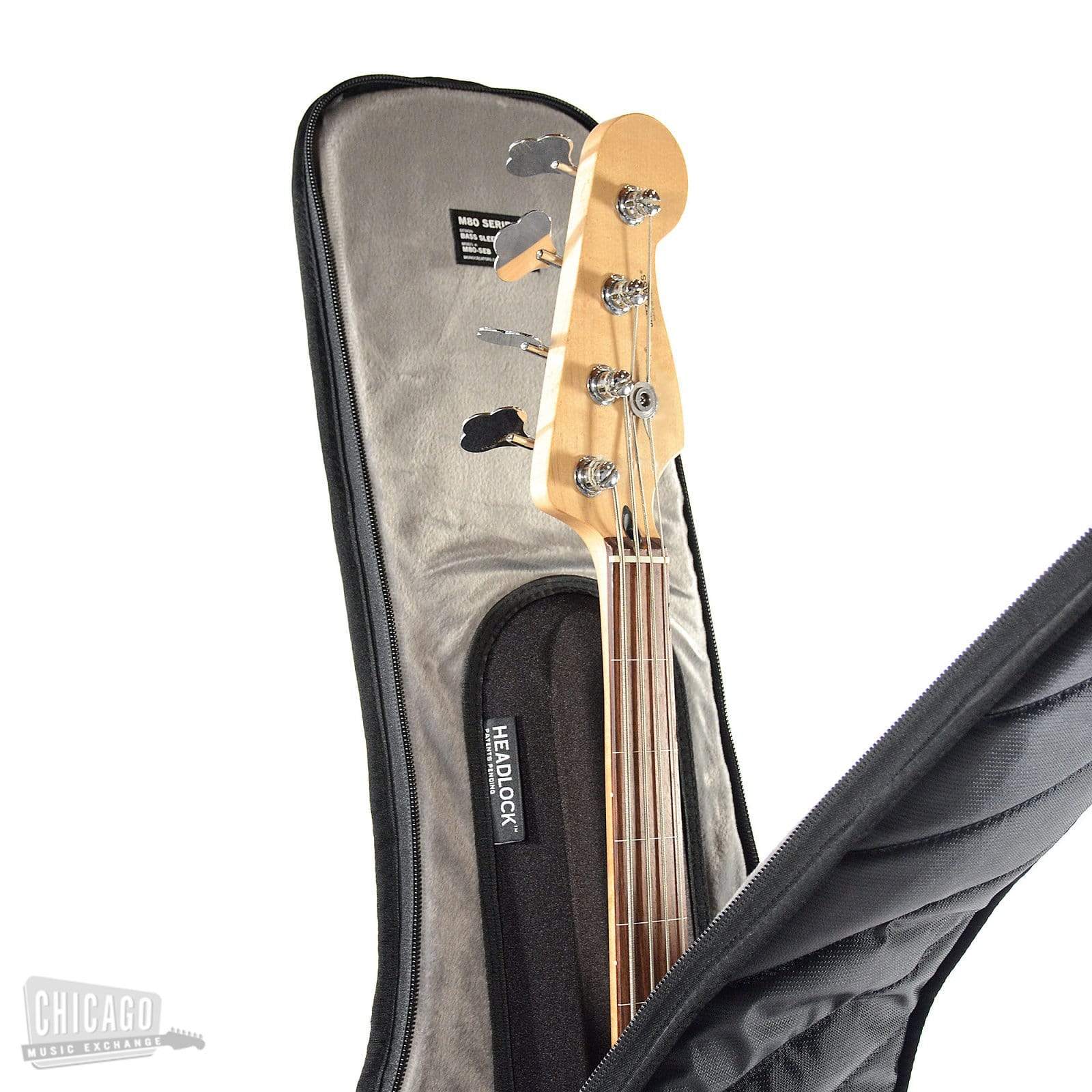 MONO Sleeve Bass Guitar Case Black – Chicago Music Exchange