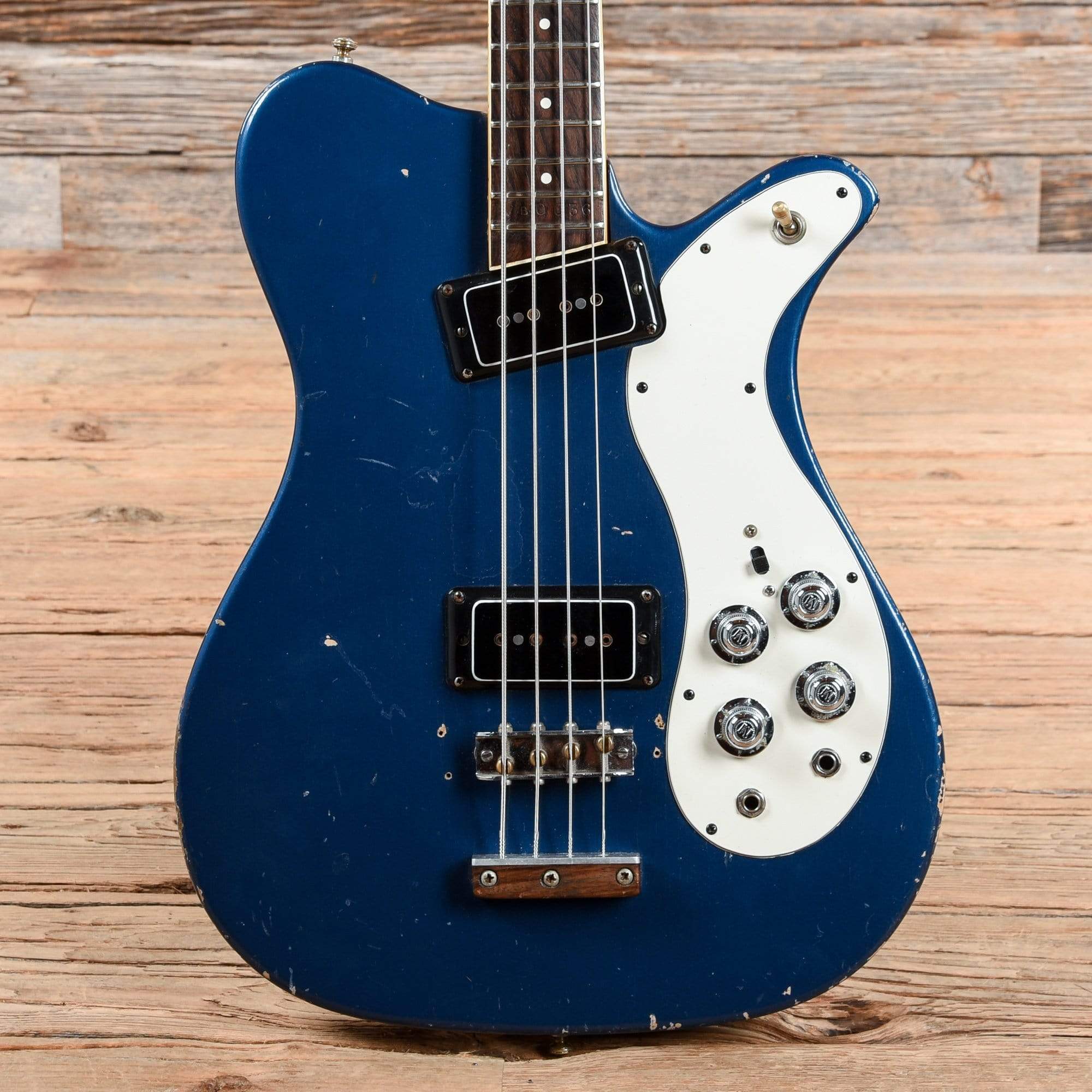 Mosrite Electric Bass Metallic Blue 1970s – Chicago Music Exchange