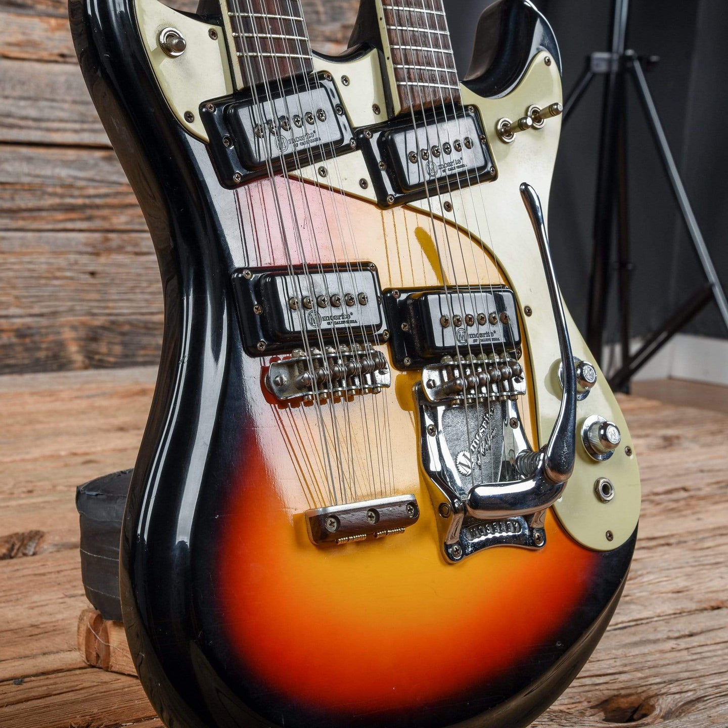 Mosrite Sunburst 1966 – Chicago Music Exchange