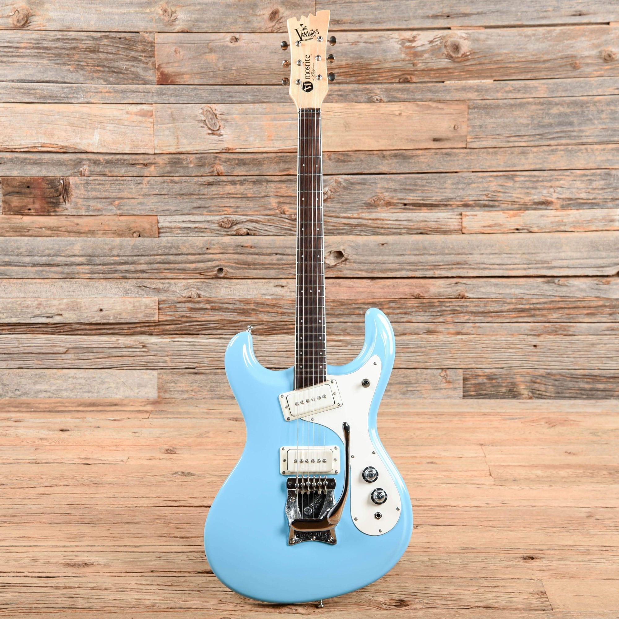 Mosrite Ventures Model Carolina Blue 1988 – Chicago Music Exchange