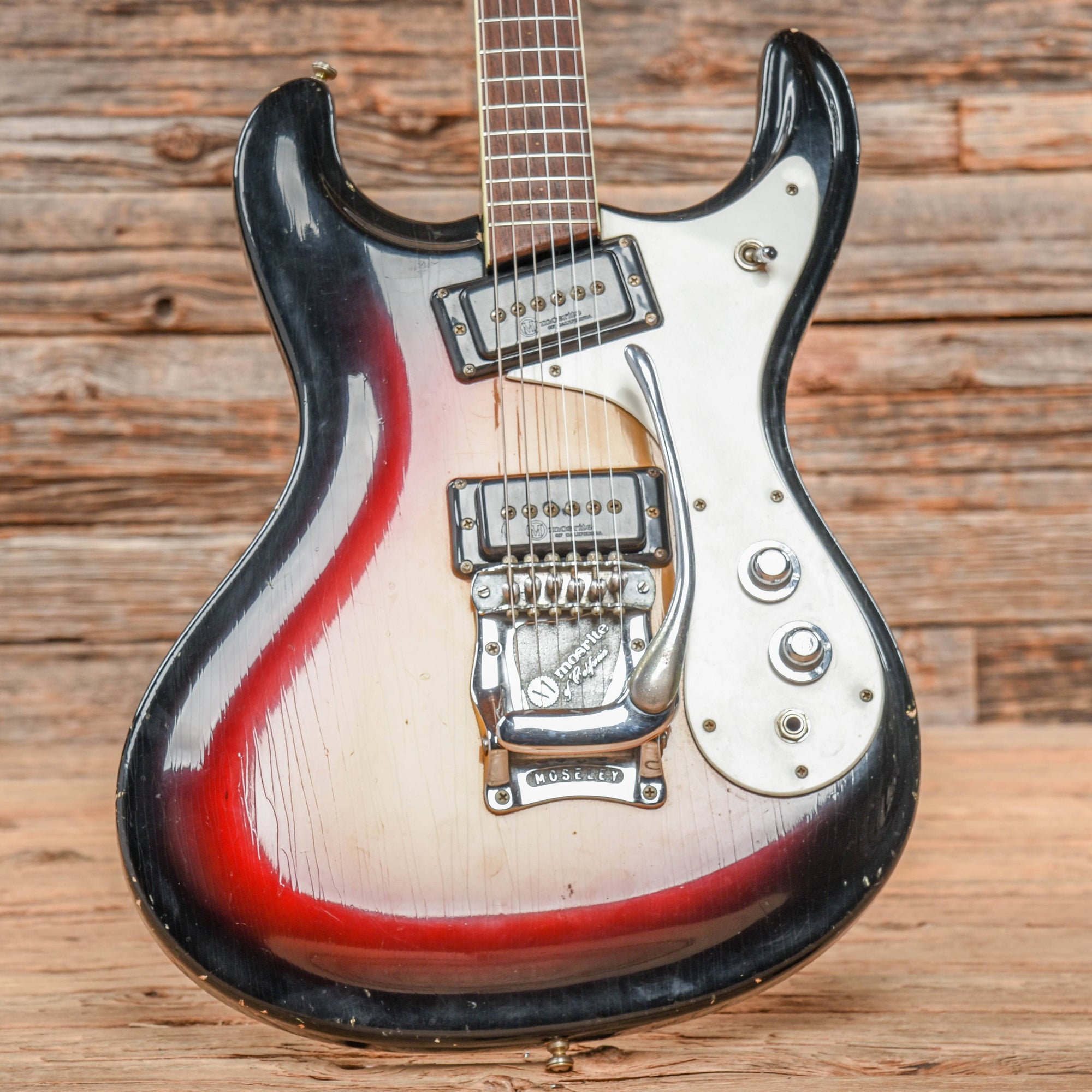 Mosrite Ventures Model Sunburst 1965 – Chicago Music Exchange