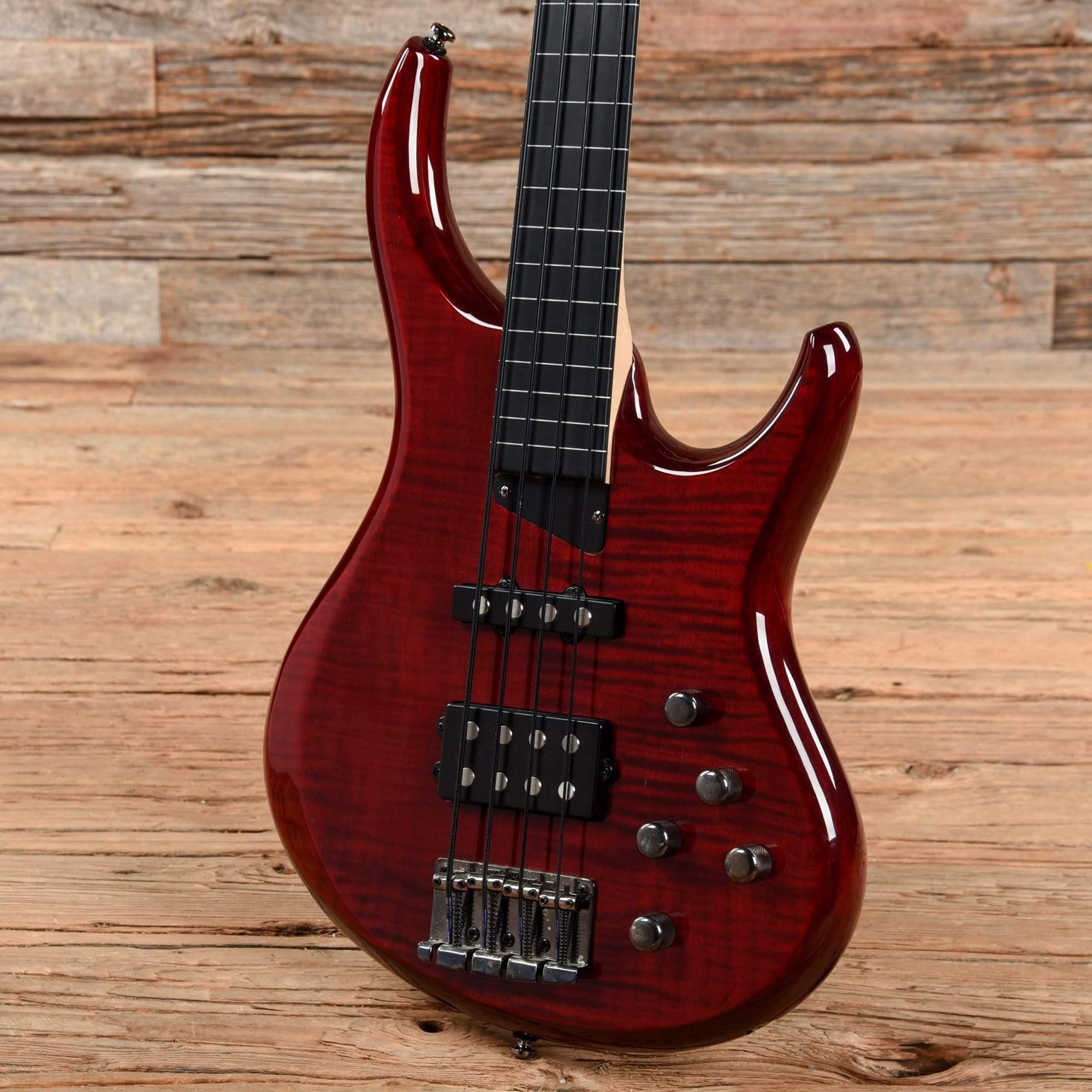 MTD Kingston 4 String Fretless Trans Red 2008 – Chicago Music Exchange