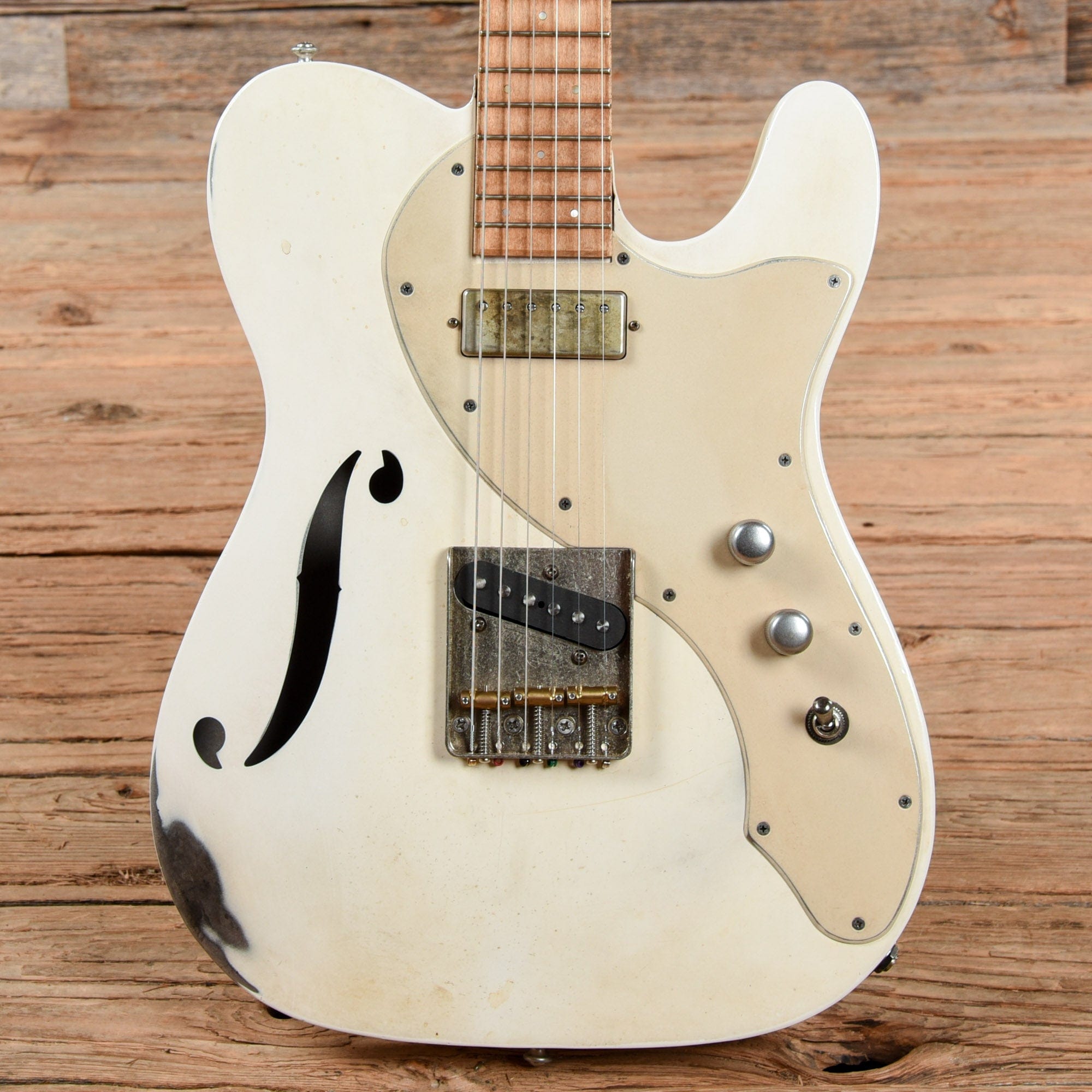 Mule Mulecaster Prototype White Powdercoat 2017 – Chicago Music Exchange