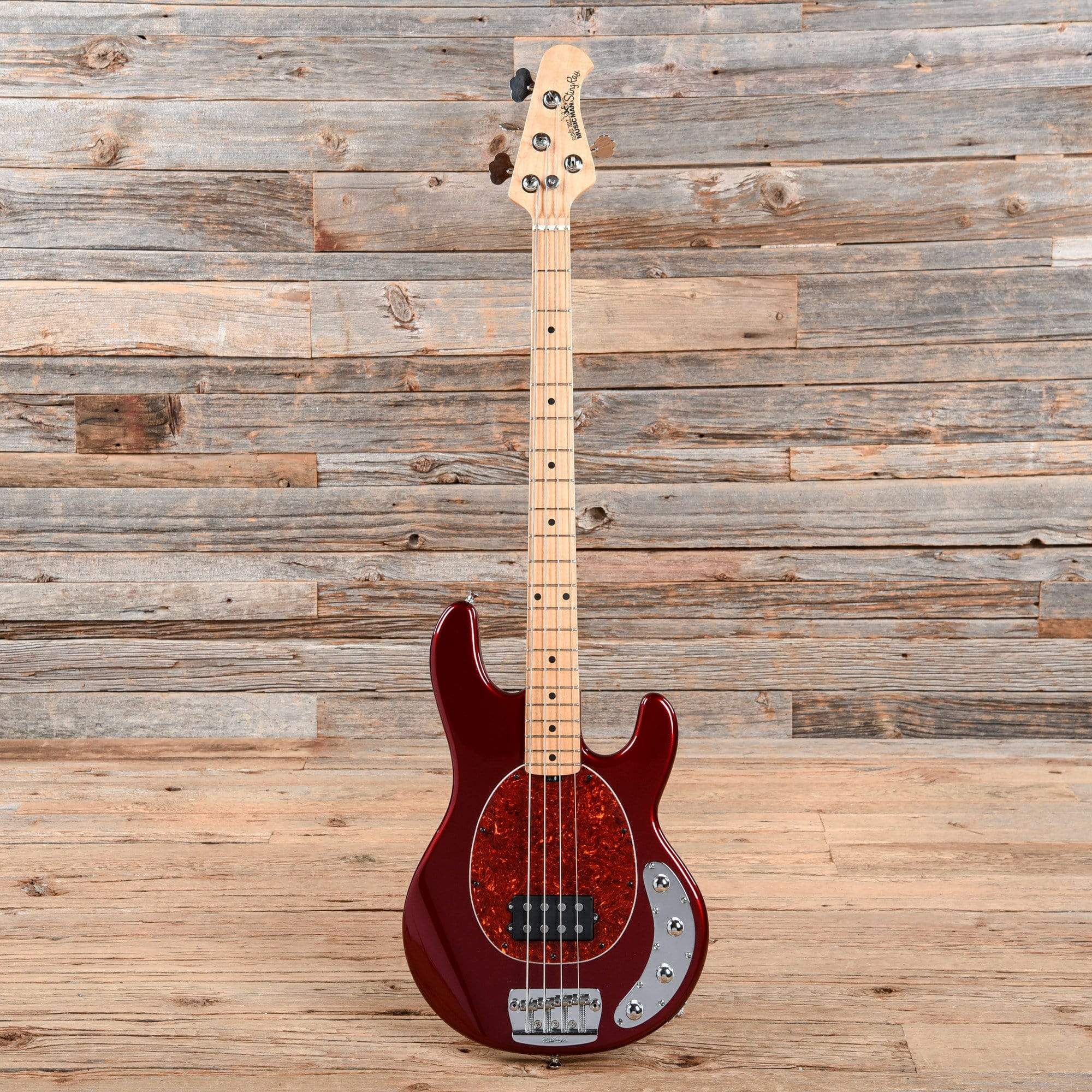 Music Man StingRay 4 H Candy Red 2006 – Chicago Music Exchange