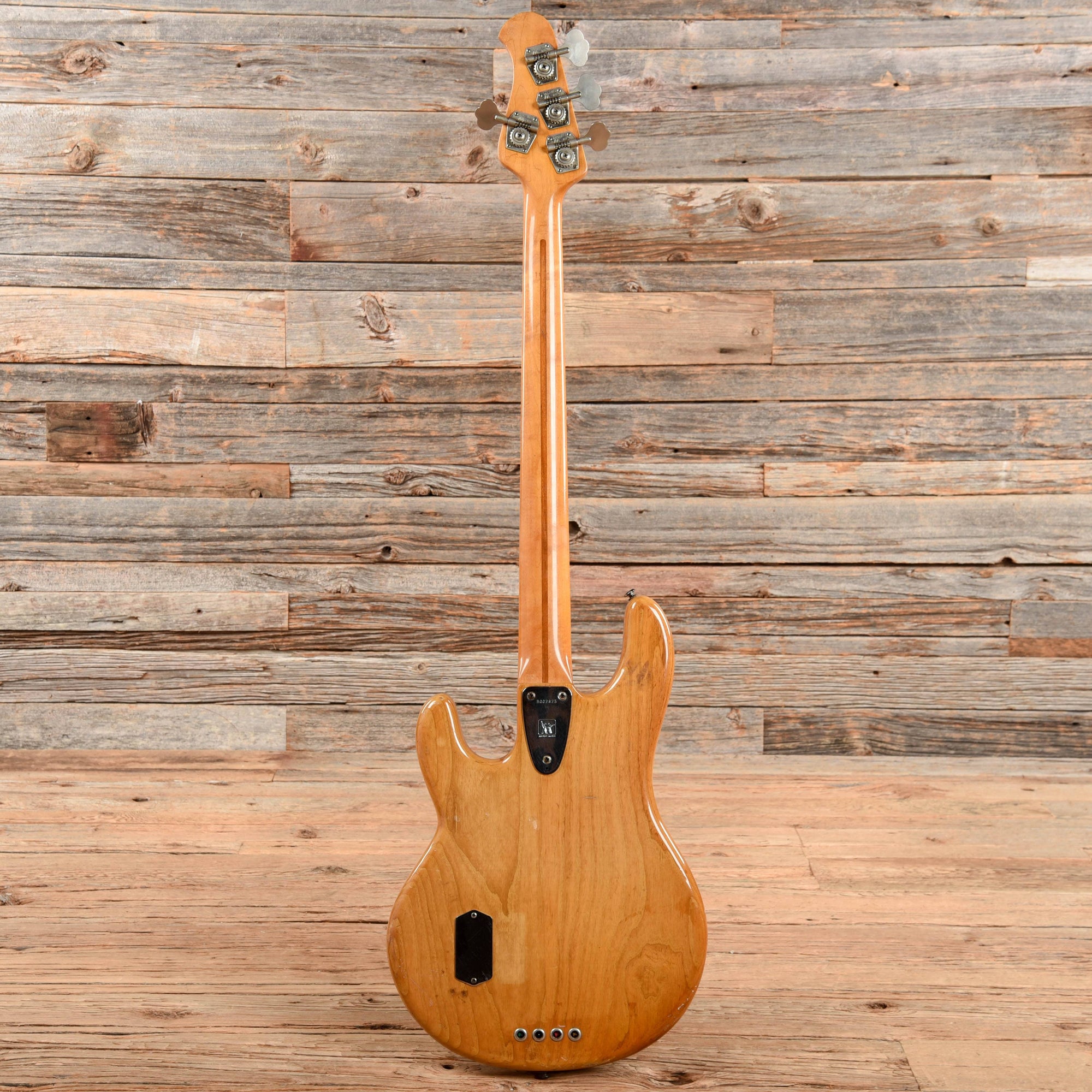 Music Man StingRay Bass Natural 1978 – Chicago Music Exchange
