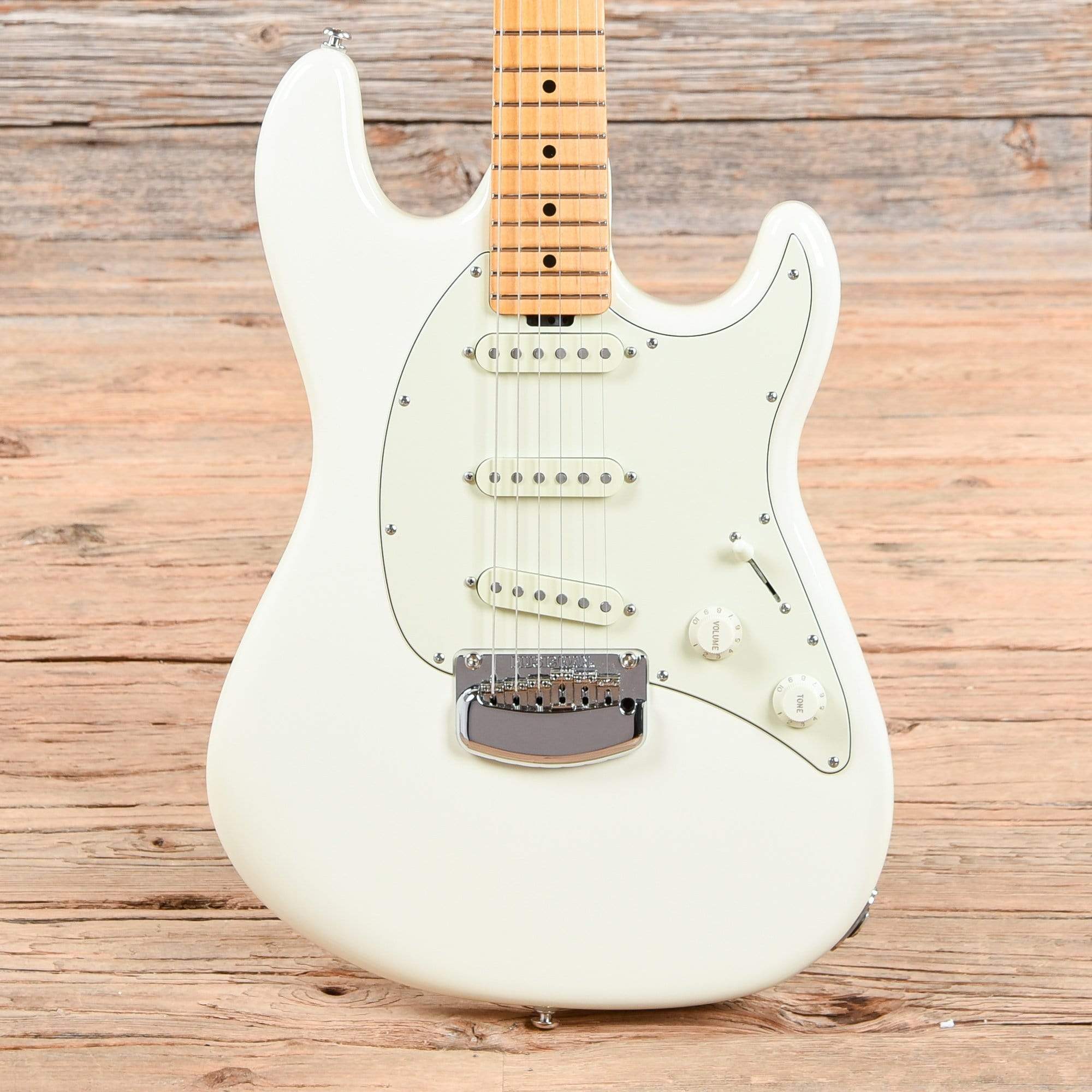 Music Man Cutlass SSS Ivory White – Chicago Music Exchange