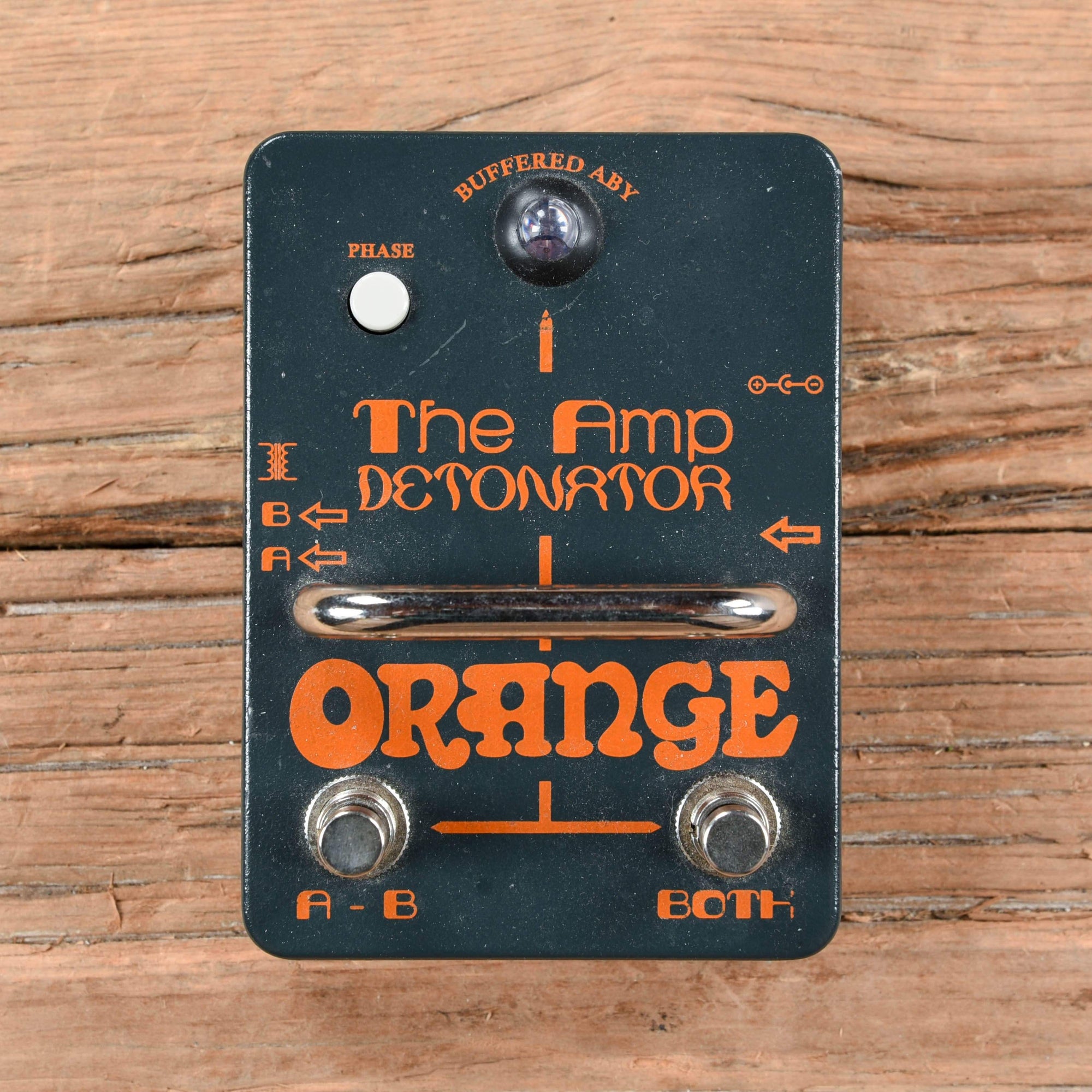 Orange Amp Detonator Buffered ABY Switcher – Chicago Music Exchange