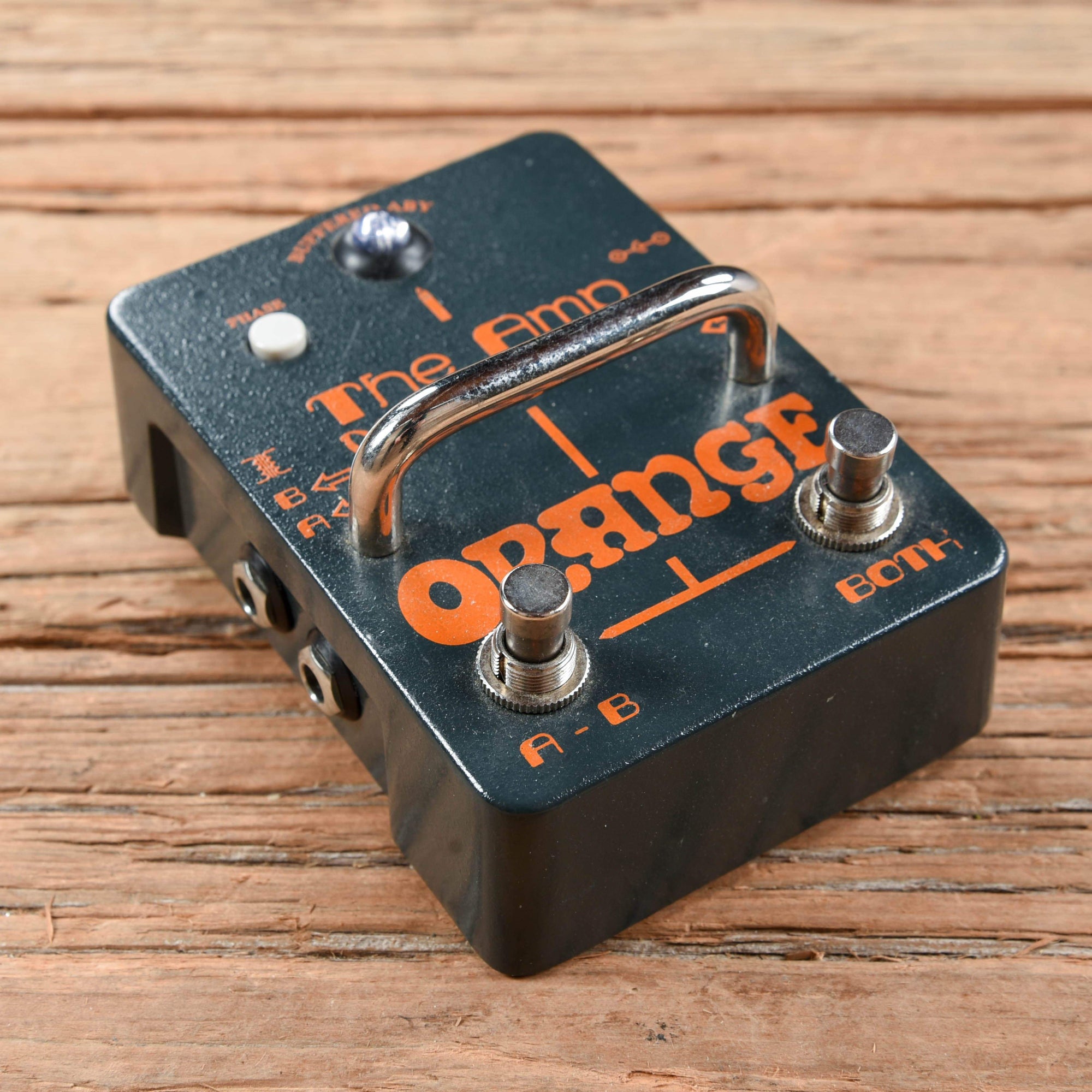 Orange Amp Detonator Buffered ABY Switcher – Chicago Music Exchange
