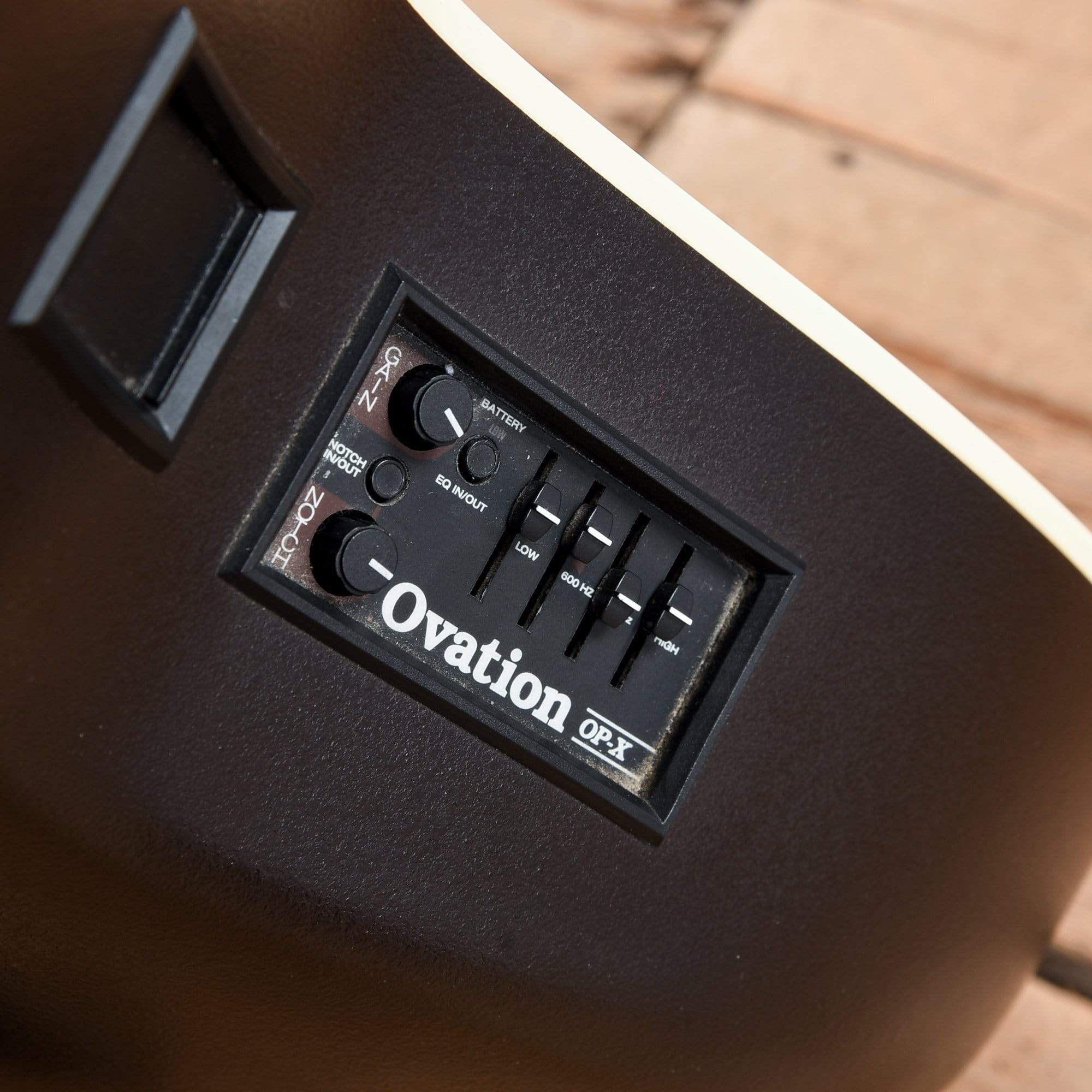 Ovation Elite 1718 Natural – Chicago Music Exchange