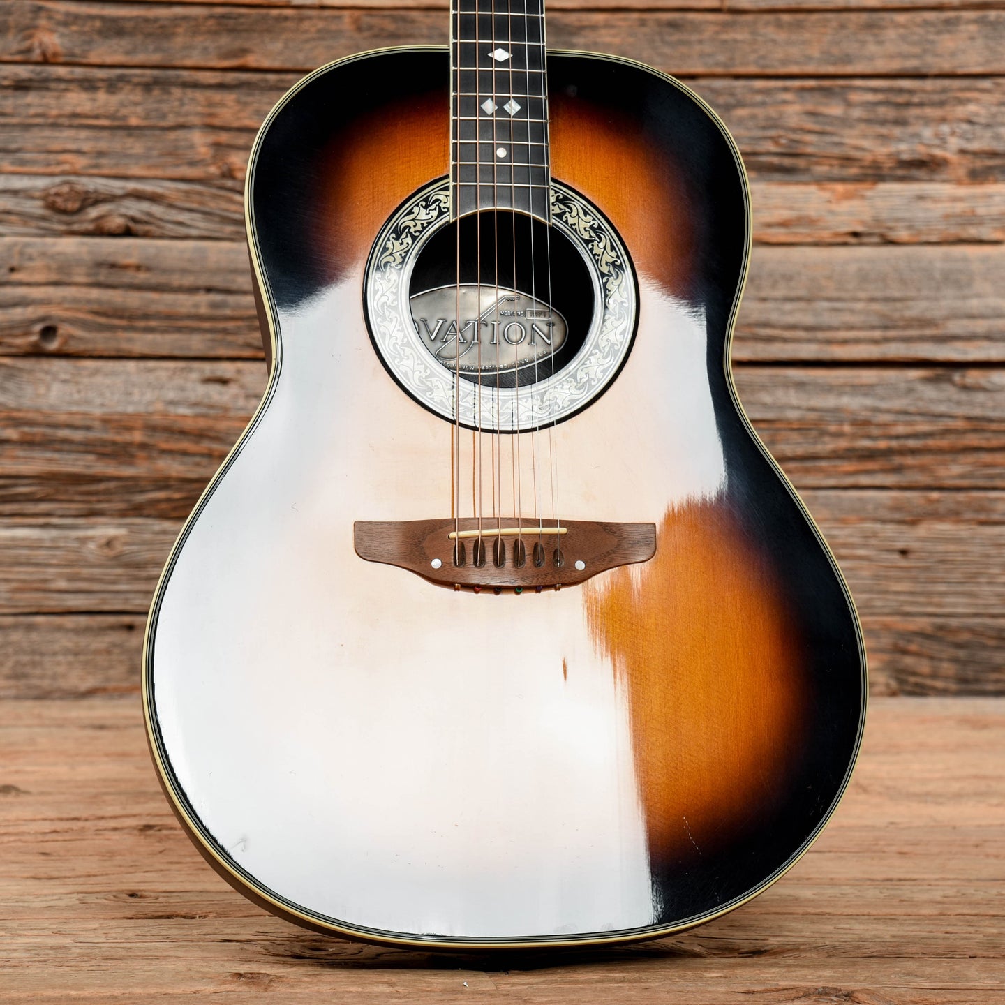Ovation Legend 1117 Sunburst 1977 – Chicago Music Exchange