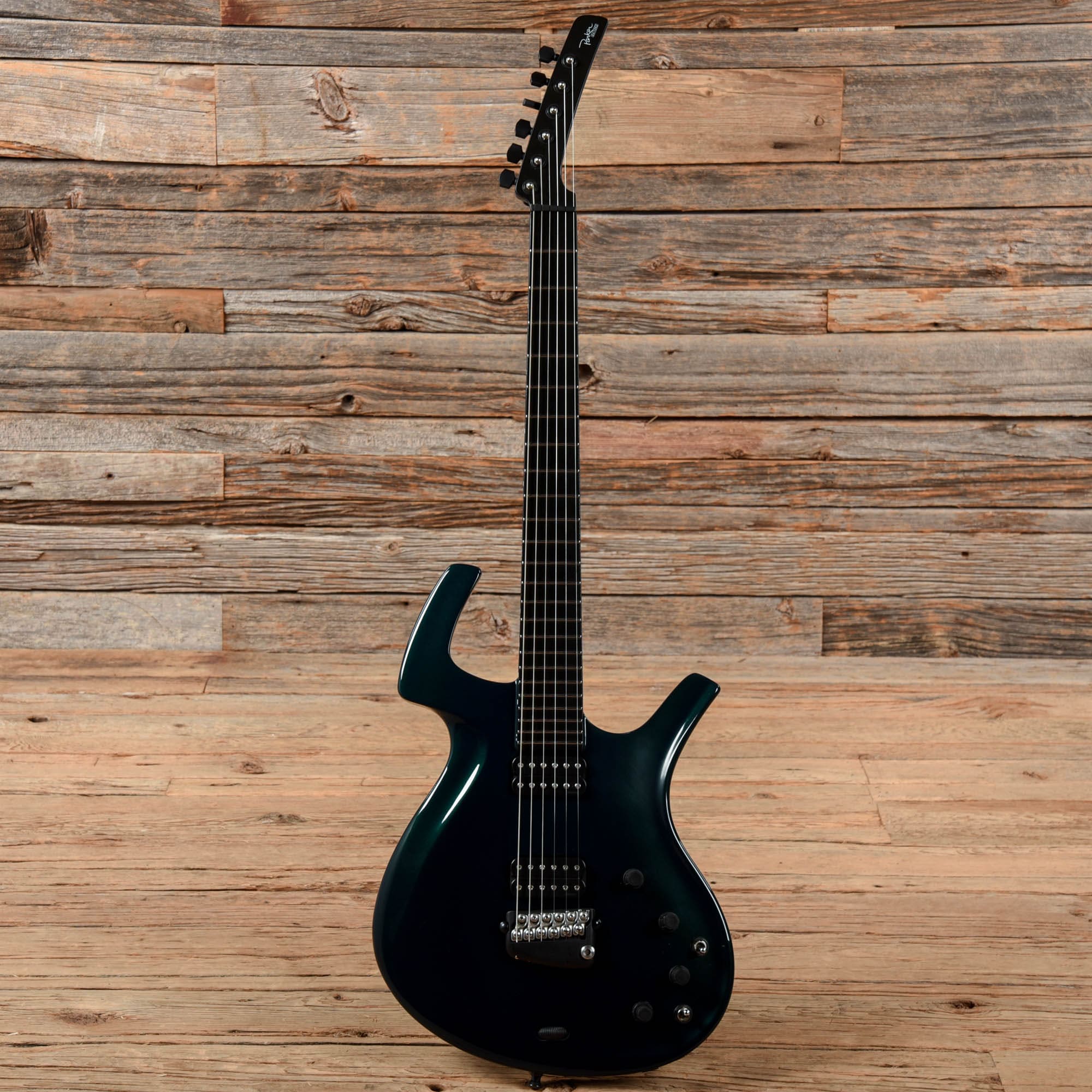 Parker Fly Deluxe HH Emerald Green 1997 – Chicago Music Exchange