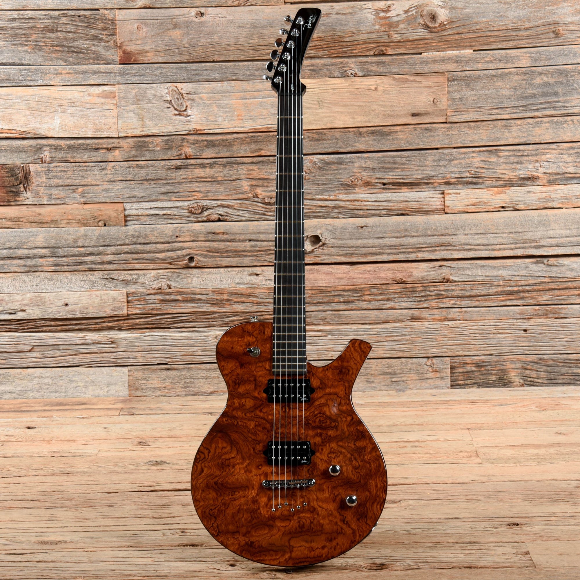 Parker PM20 Hornet Natural – Chicago Music Exchange