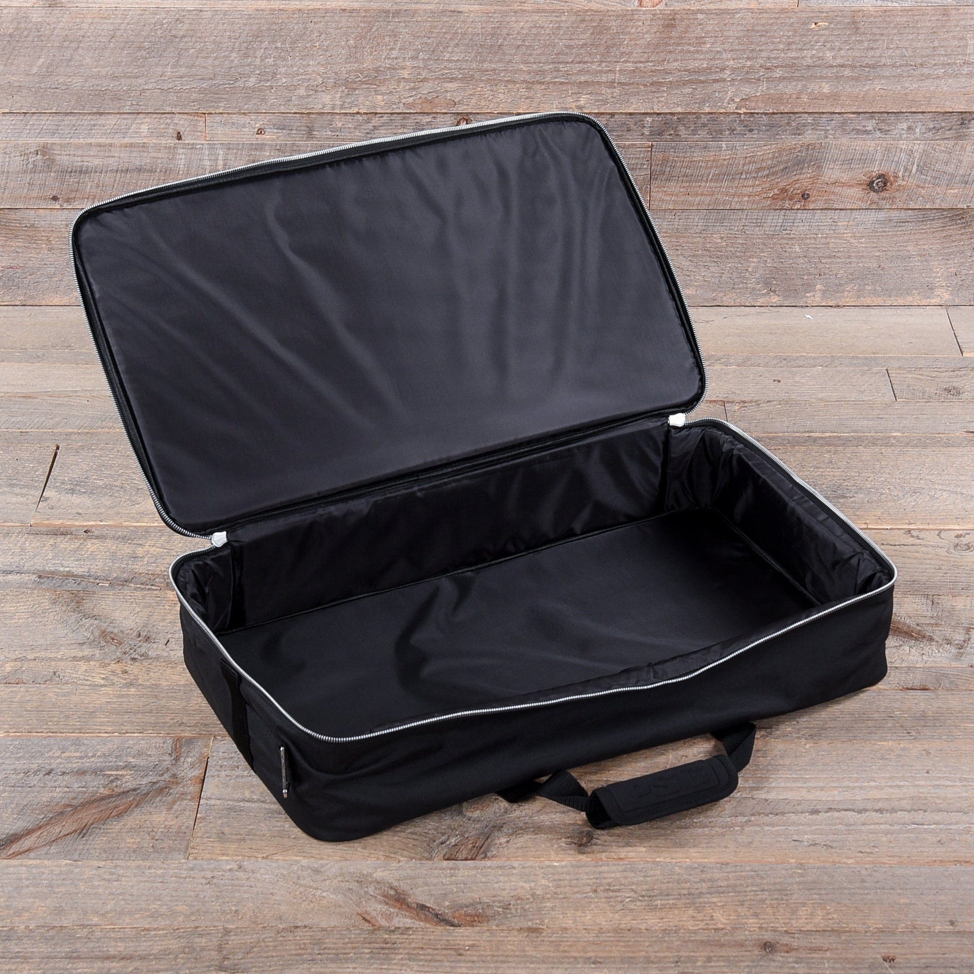 Pedaltrain Deluxe Soft Case for Classic 2 Pedalboard – Chicago Music ...