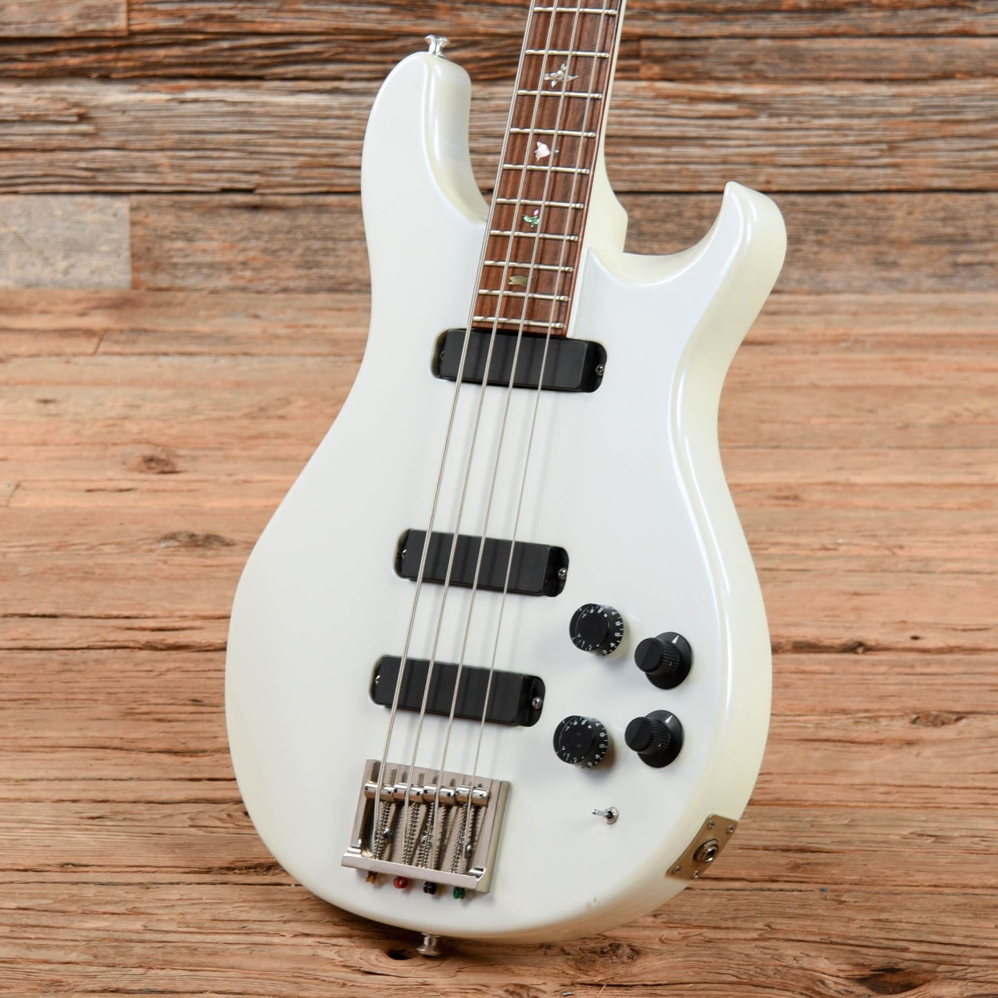 PRS Bass-4 White 1988 – Chicago Music Exchange