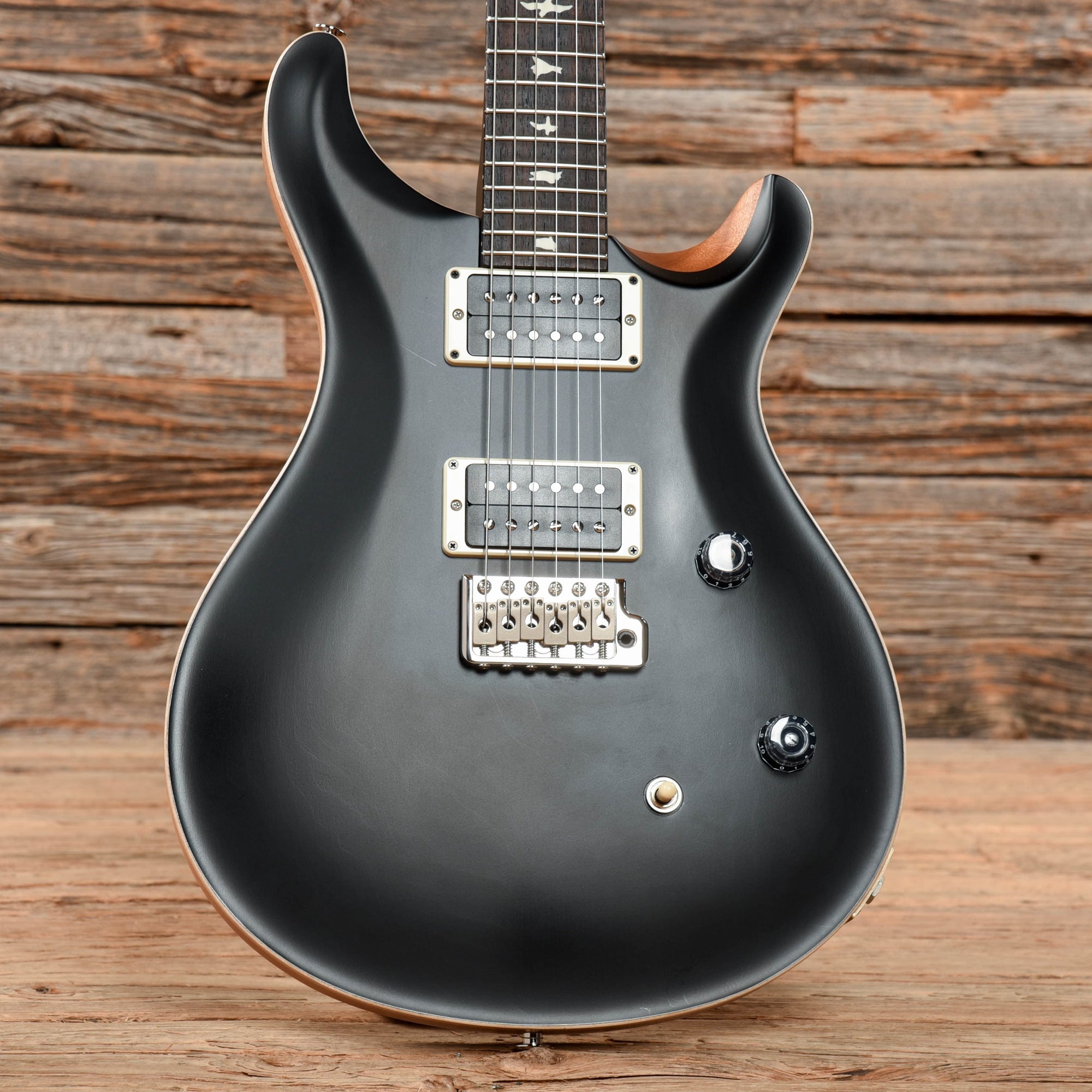 PRS CE24 Standard Satin Black 2021 – Chicago Music Exchange